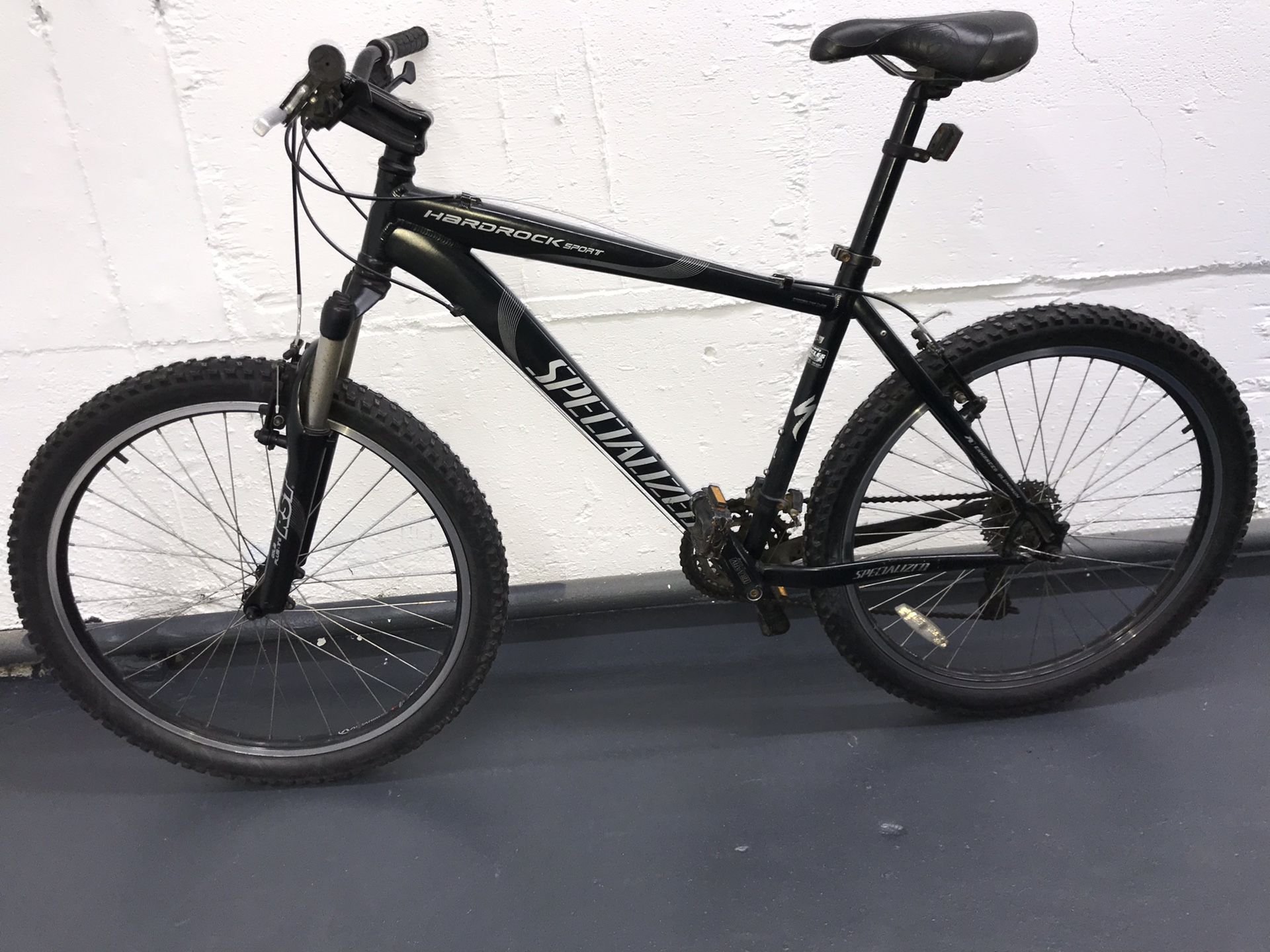 Specialized Hardrock Sport Aluminum Frame Mountain Bike for Sale in New ...