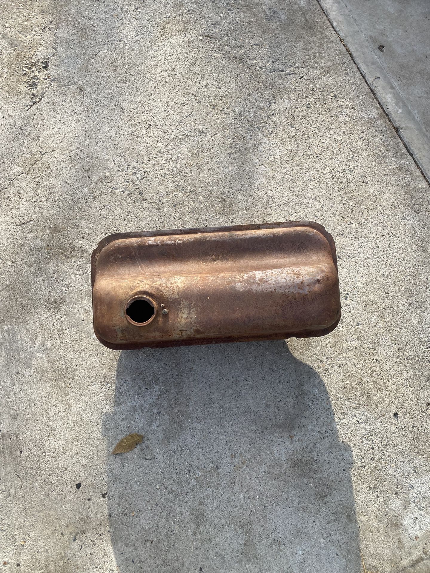 VW Bug Gas Tank for Sale in Los Angeles, CA - OfferUp
