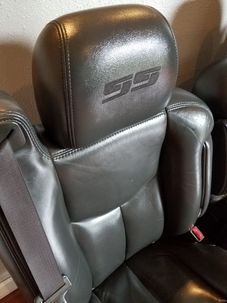 2005 Silverado Leather Seats