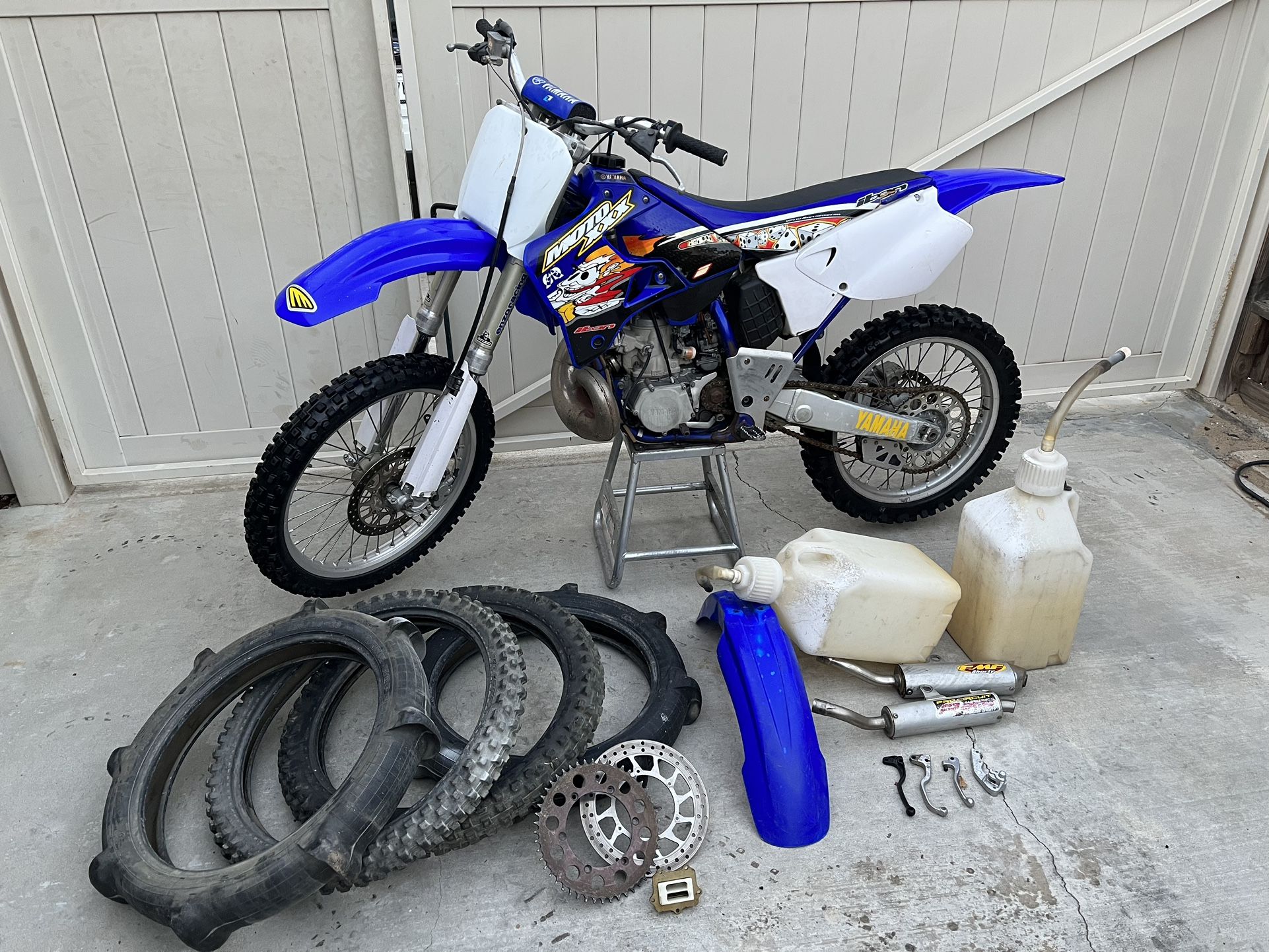 2001 Yamaha YZ250 for Sale in Bakersfield, CA - OfferUp