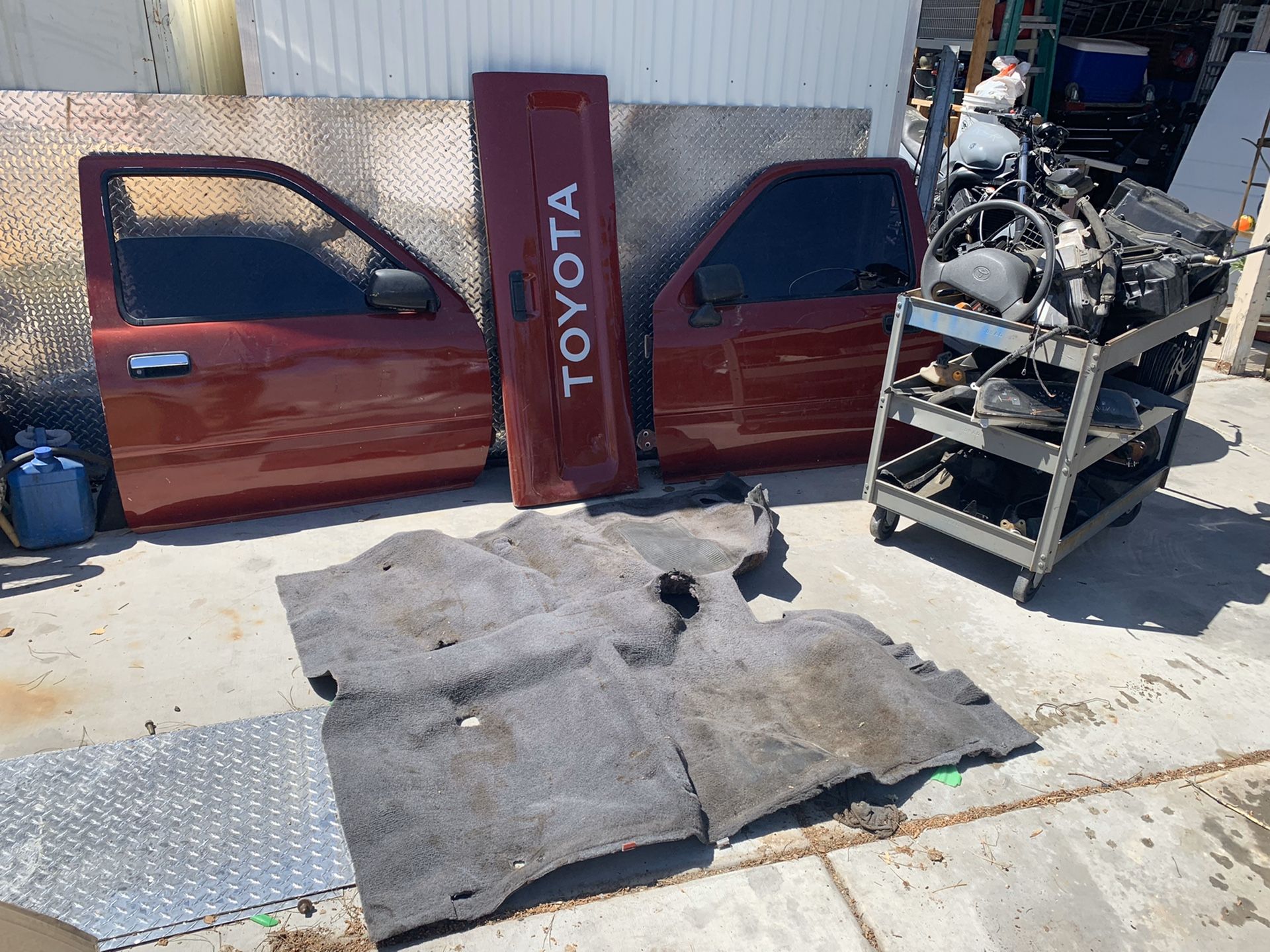 Toyota pick up. Parts for Sale in Las Vegas, NV - OfferUp