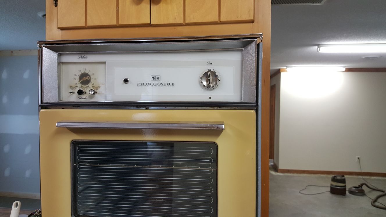 Harvest Gold Yellow Vintage Retro Built In Wall Oven Stove Unit GM ...
