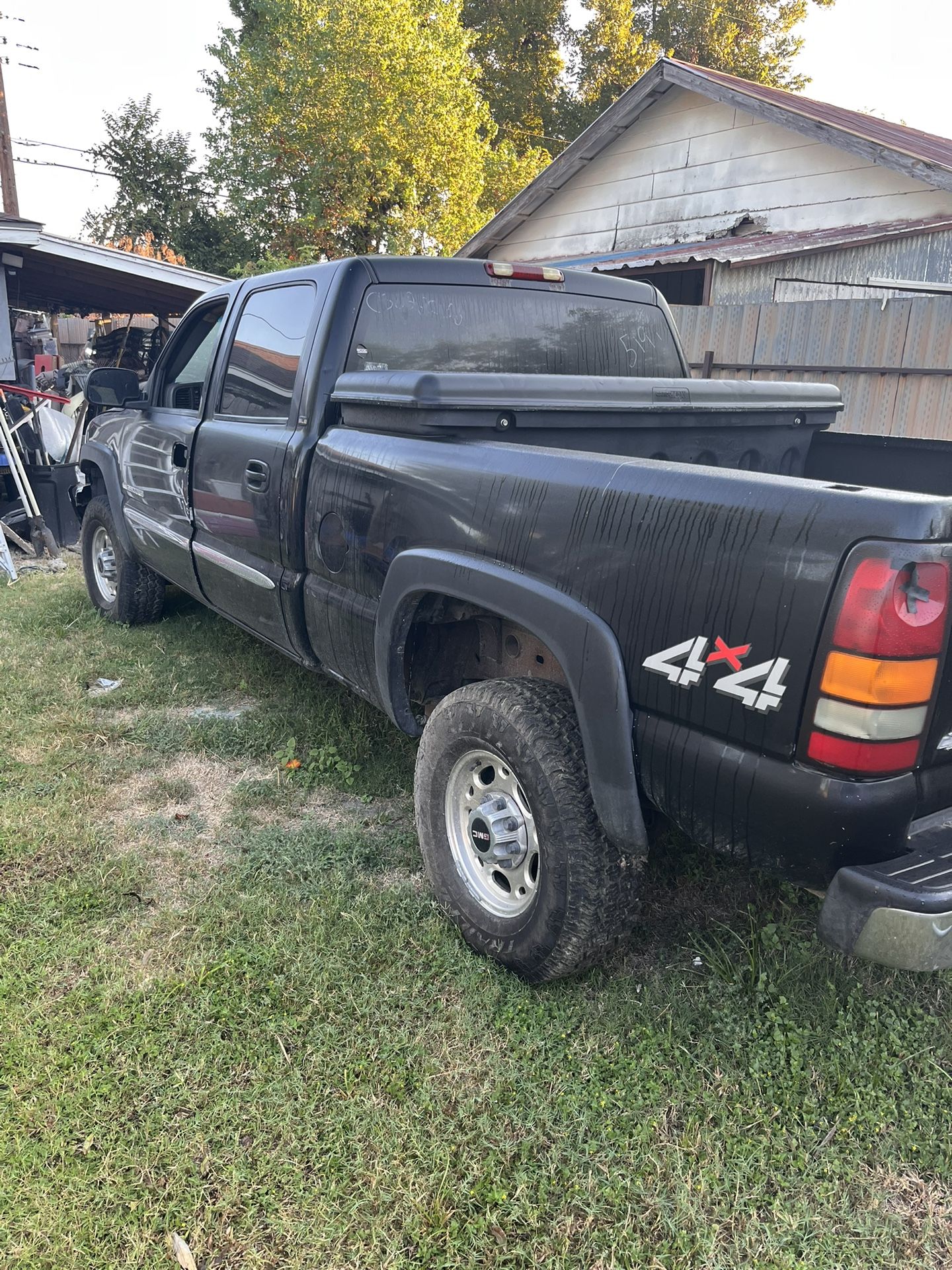 Three-Quarter Ton 4 X 4 Gmc Motor Has 170,000 Miles On It Vortex for ...