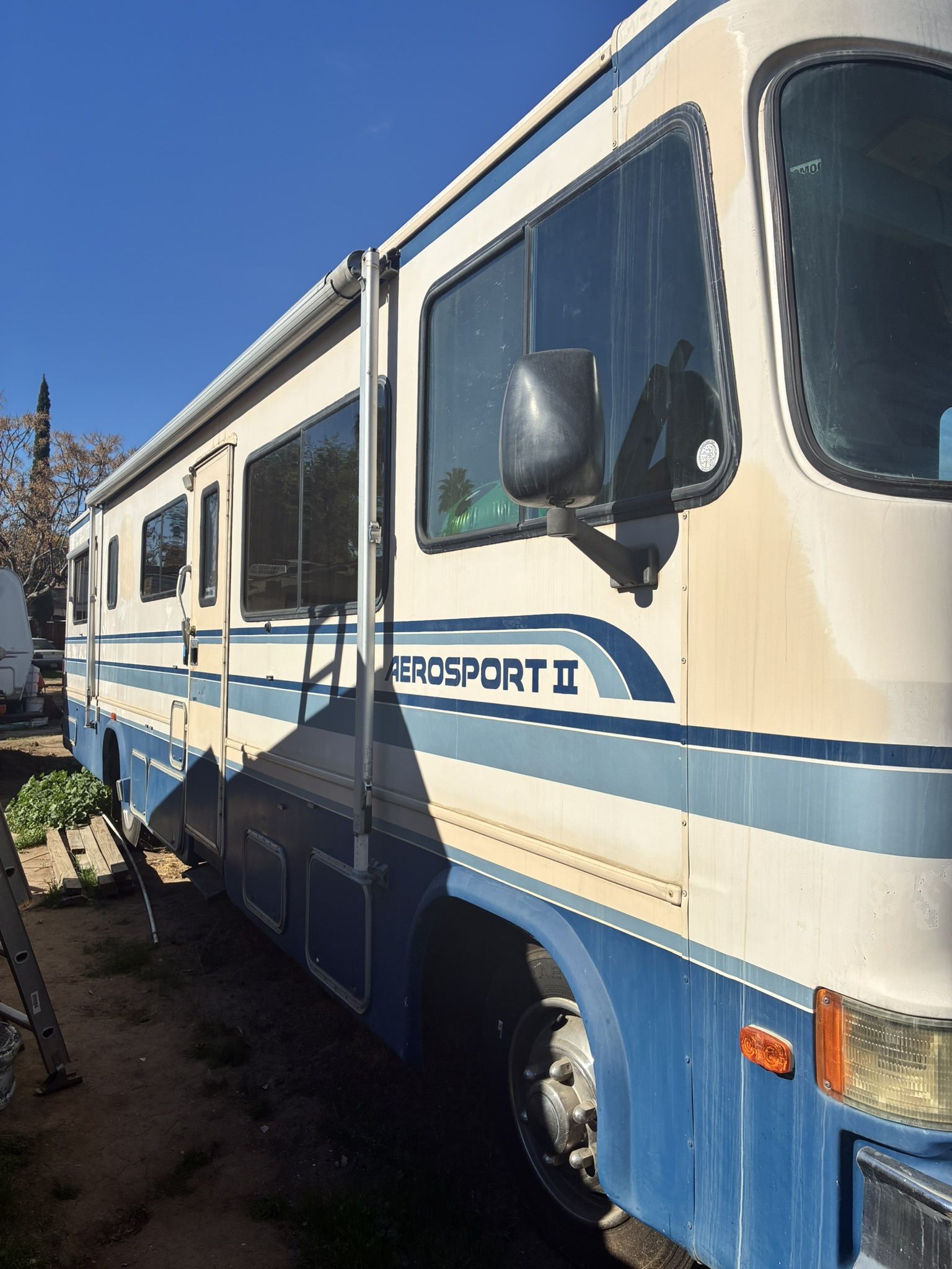 Vintage RV *as Is* for Sale in Riverside, CA - OfferUp