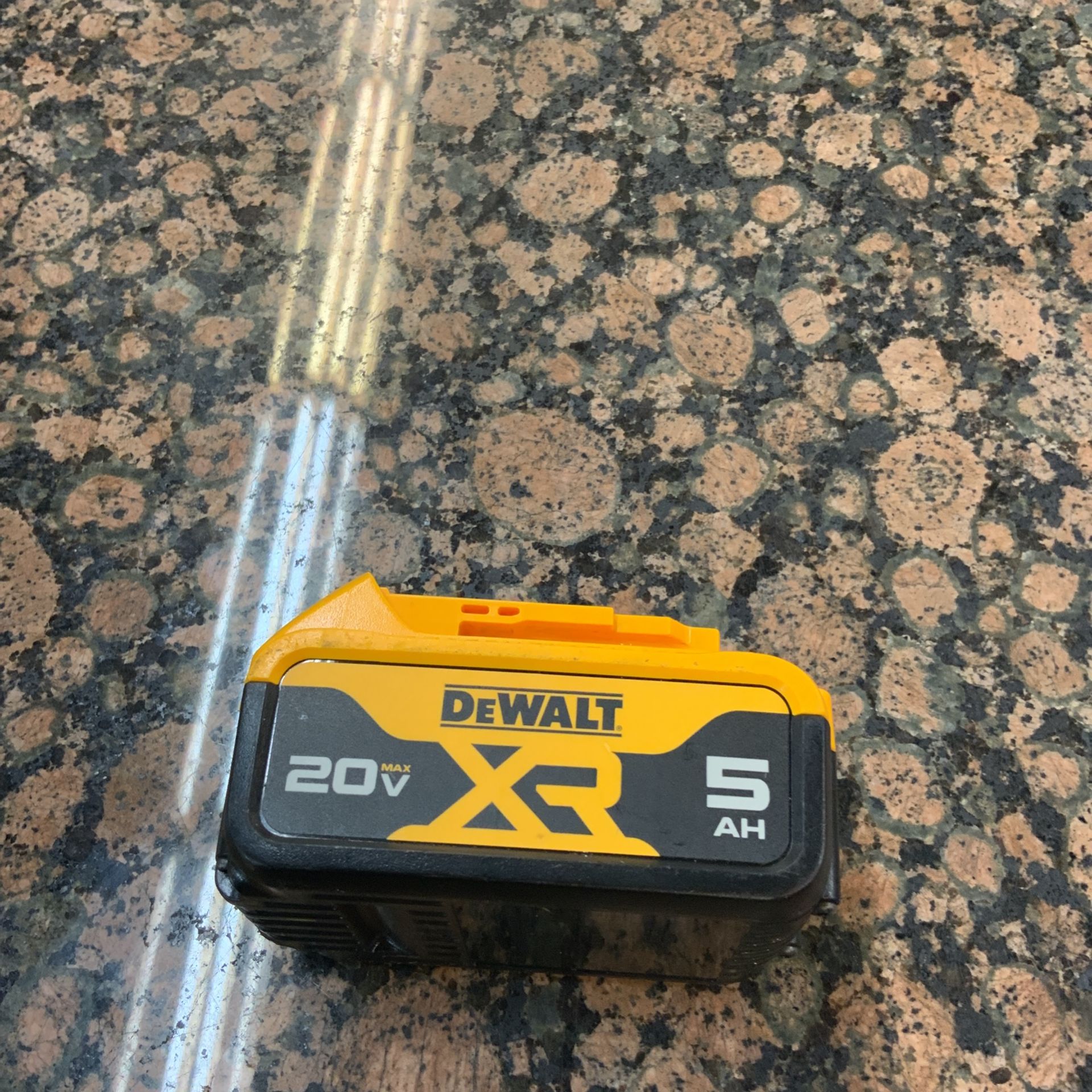 Dewalt 20v 5ah Battery For Sale In Fontana Ca Offerup