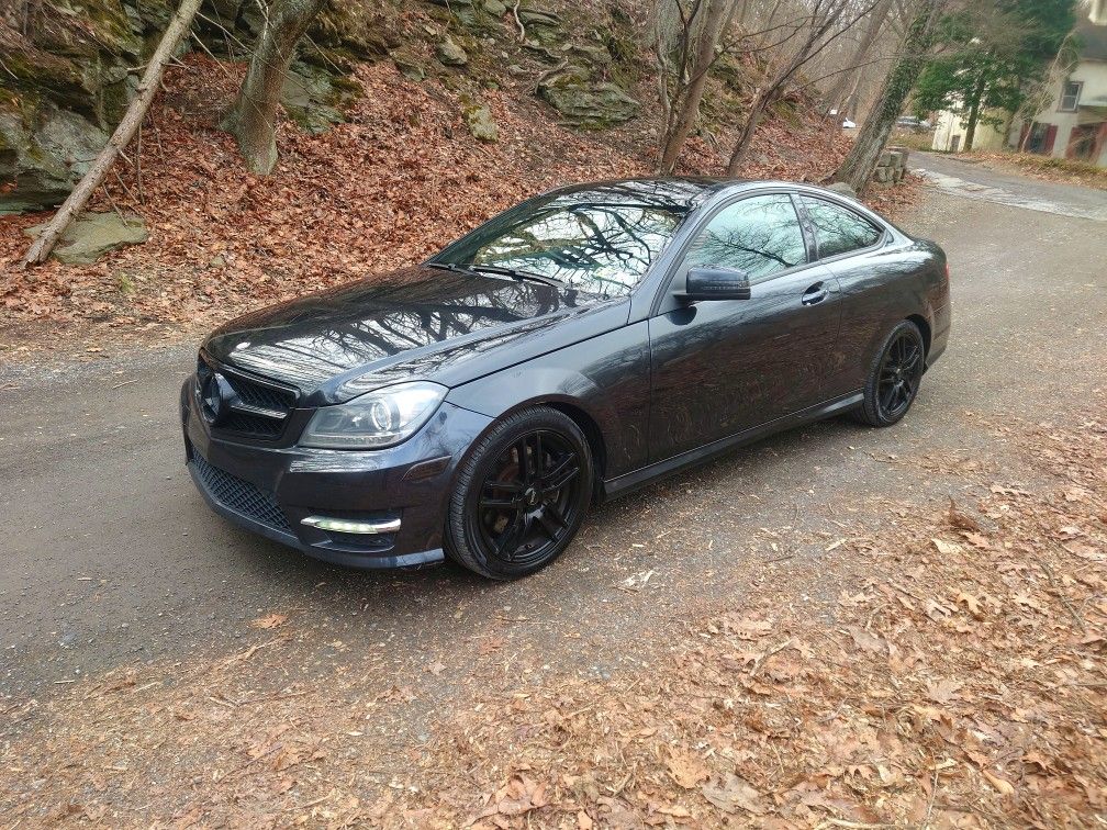 2014 Mercedes Benz C350 4Matic Coupe for Sale in Philadelphia, PA - OfferUp