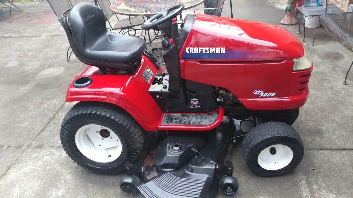 2003 Craftsman gt5000 Lawn Tractor for Sale in Durham, NC - OfferUp