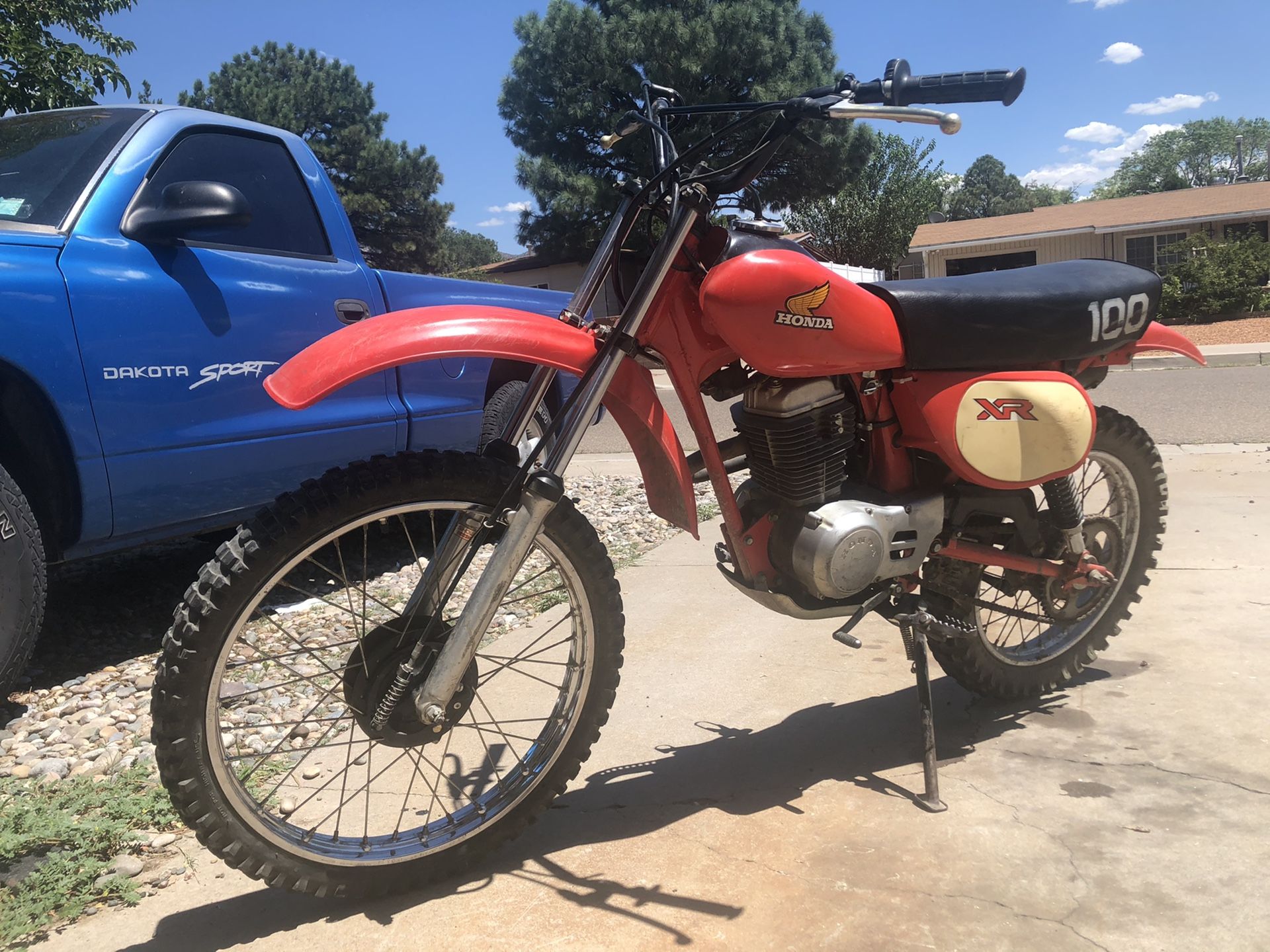 Honda xr100 dirt bike for Sale in Albuquerque, NM - OfferUp