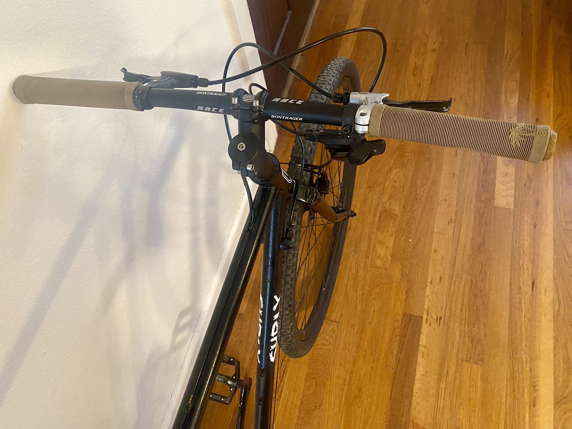 SURLY Cross Check Cyclocross Gravel Bike Crosscheck Hybrid Bicycle Like ...