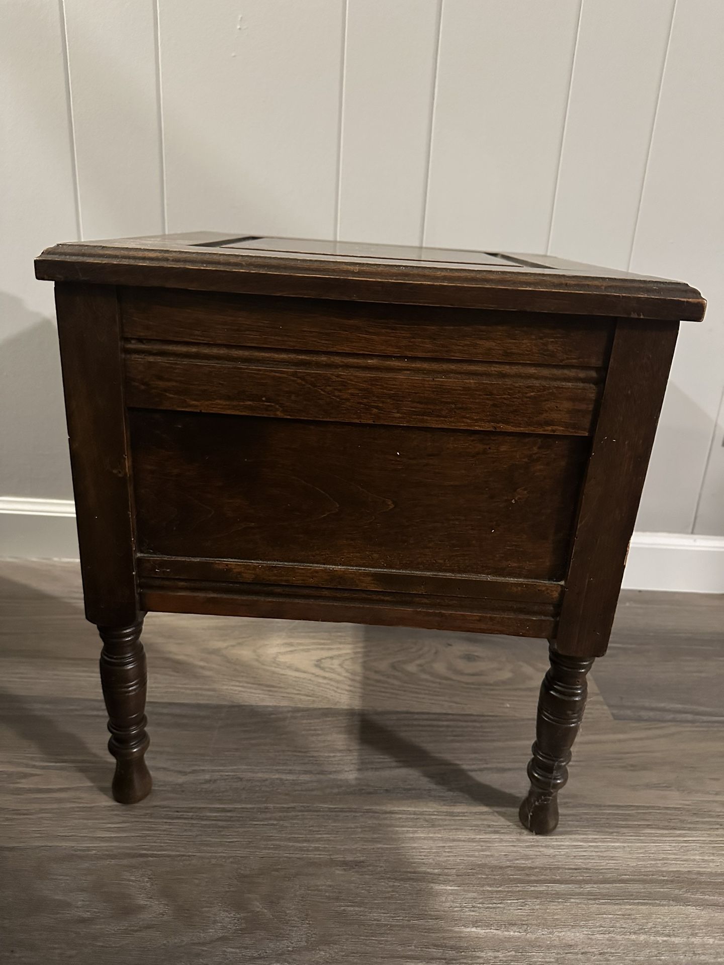 Antique Mission Oak Commode for Sale in Lynnwood, WA - OfferUp