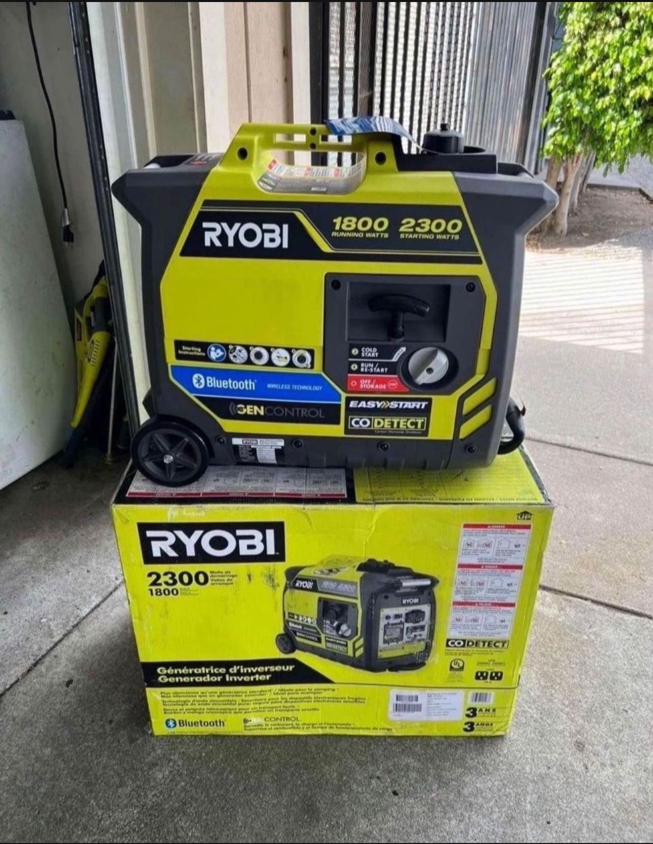 RYOBI 2,300-Watt Recoil Start Bluetooth Super Quiet Gasoline Powered ...