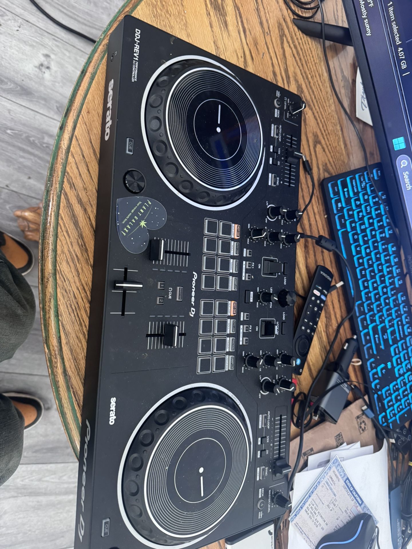 Dj Mixing Table Working for Sale in Moreno Valley, CA - OfferUp