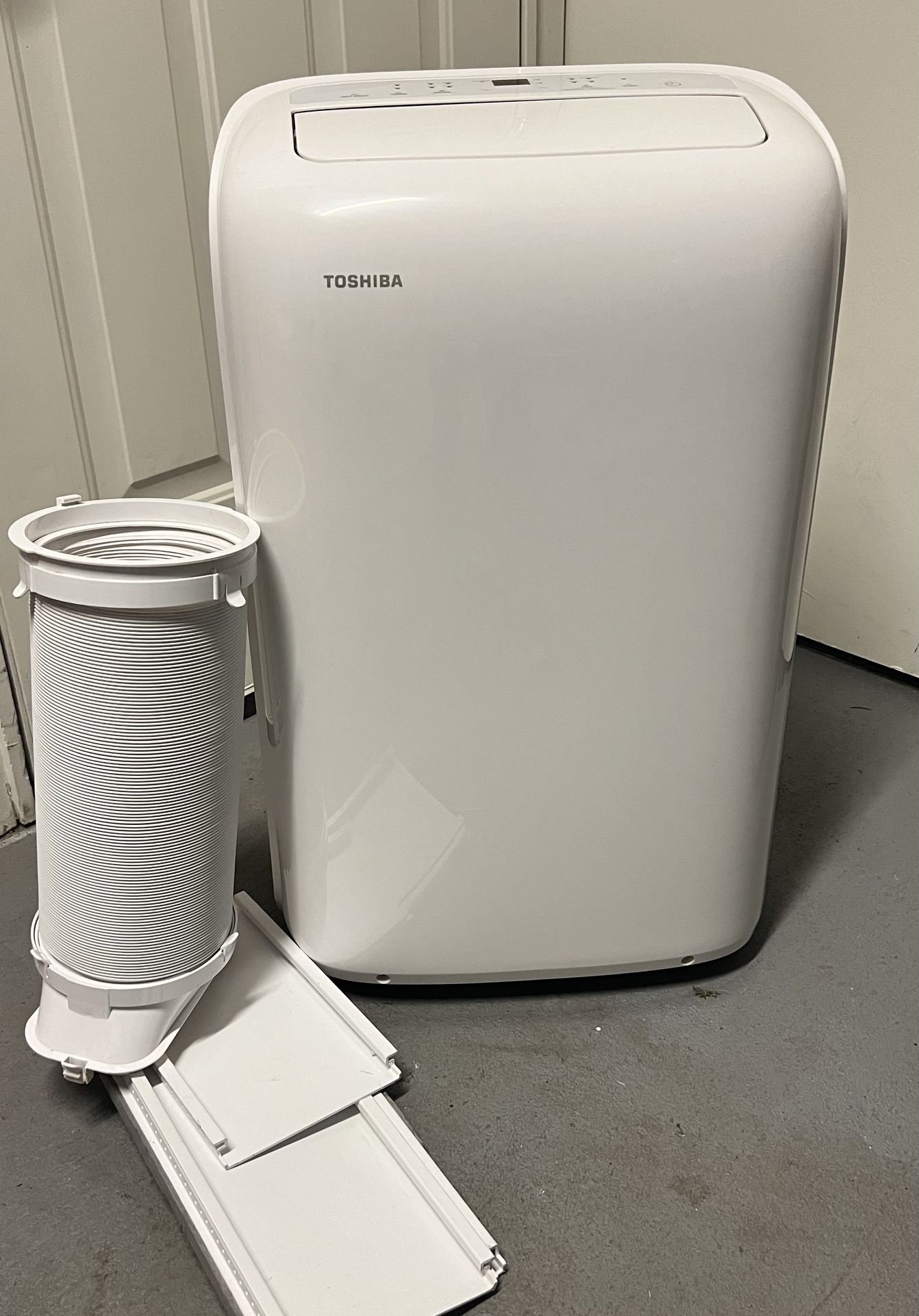 Toshiba Portable Air Conditioner For Sale In Roseville Ca Offerup