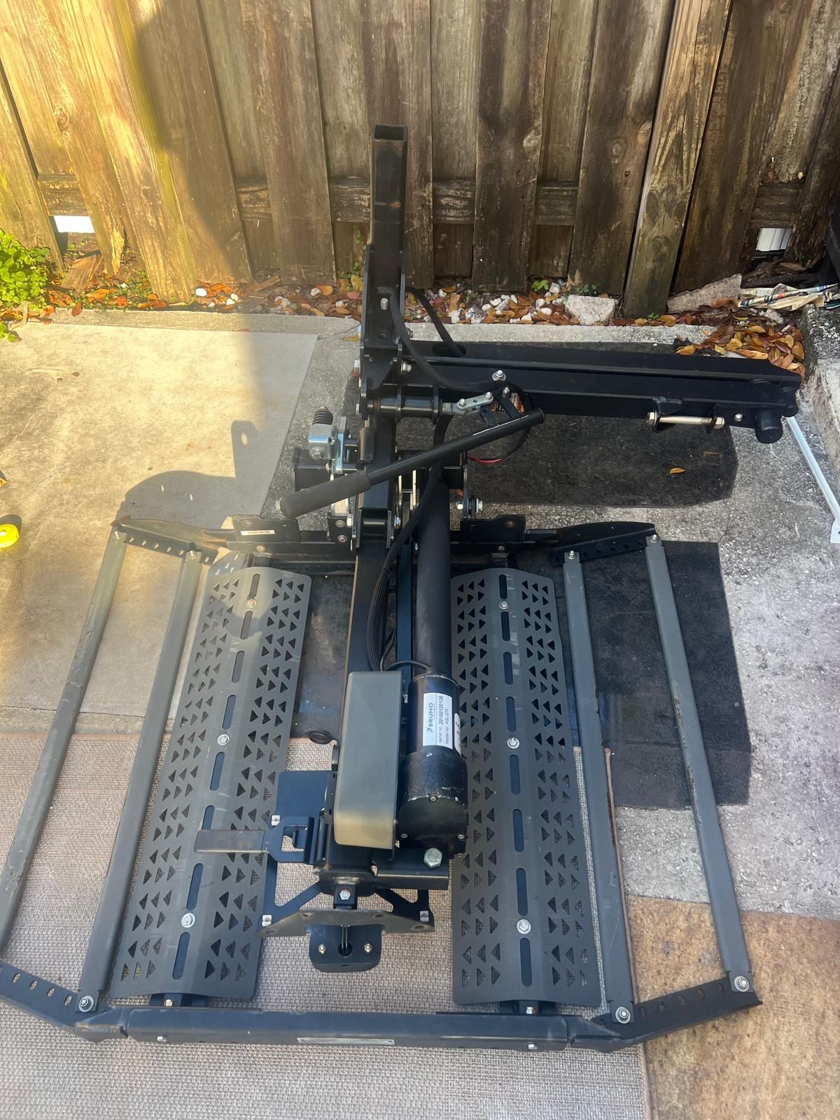 BRUNO ASL-250 Hitch mount Scooter electric Wheelchair power Lift ...