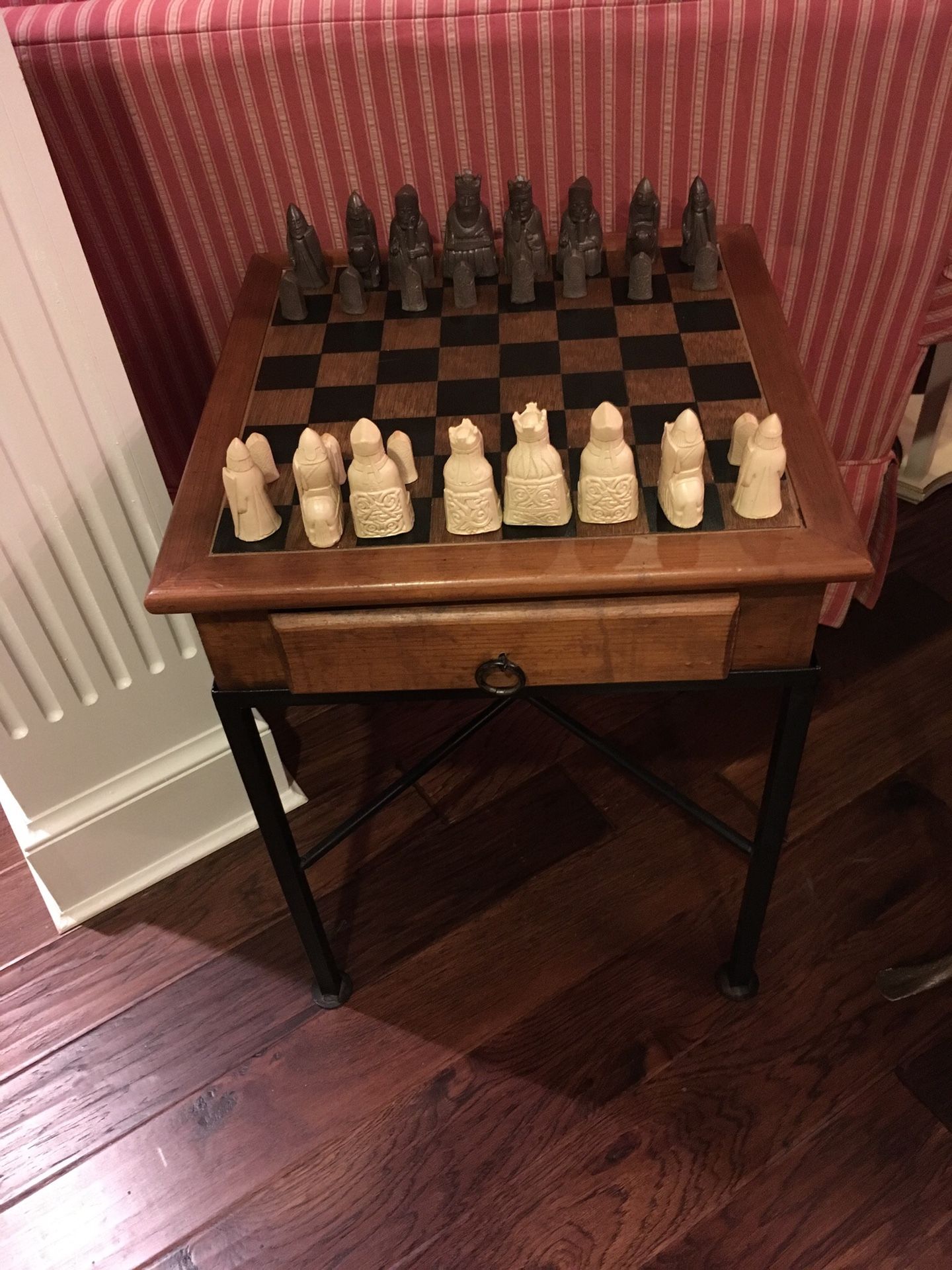 Medieval Scottish Chess Set for Sale in New Britain, PA - OfferUp