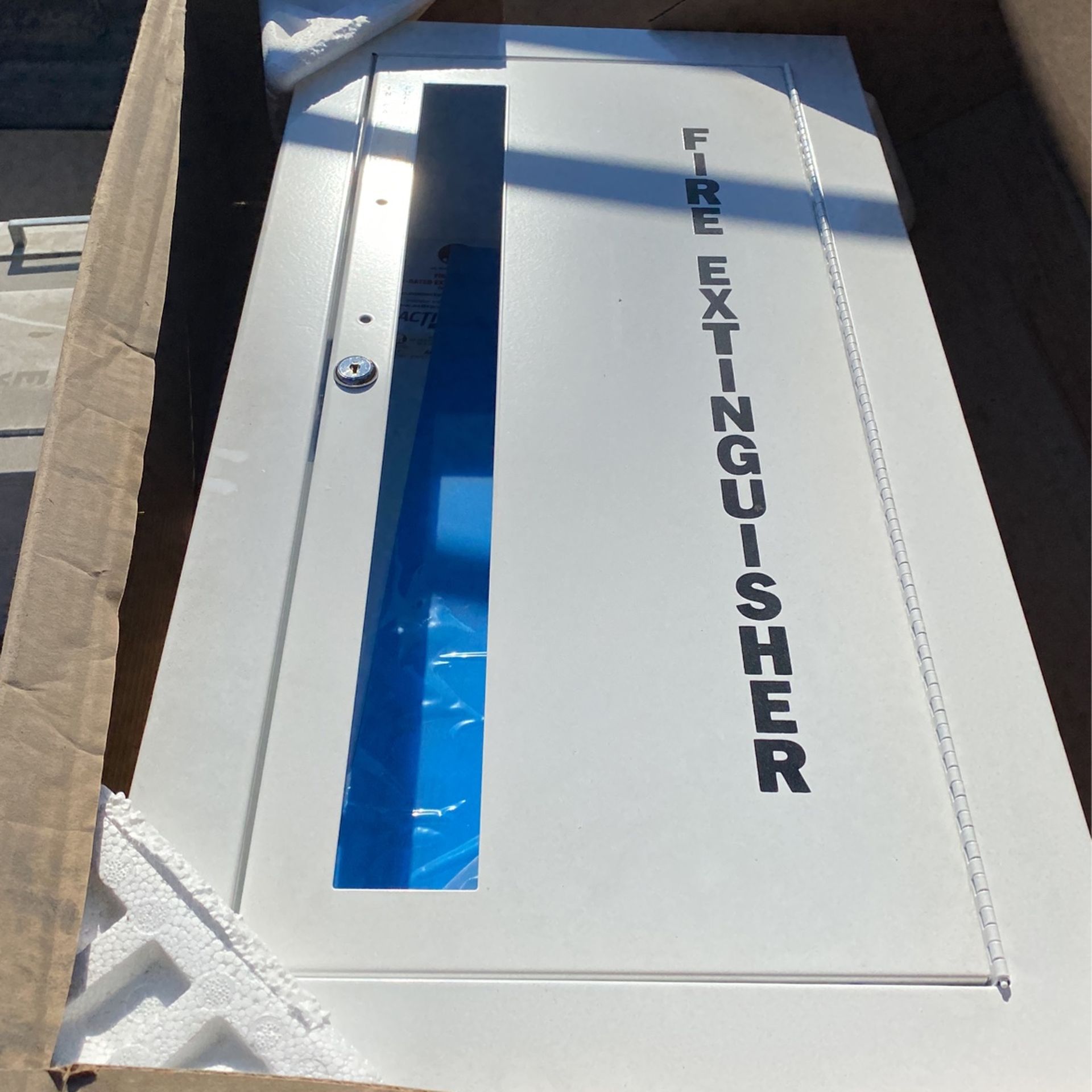 FEC Cabinets Recessed Model (FREE!!) for Sale in Redmond, WA - OfferUp