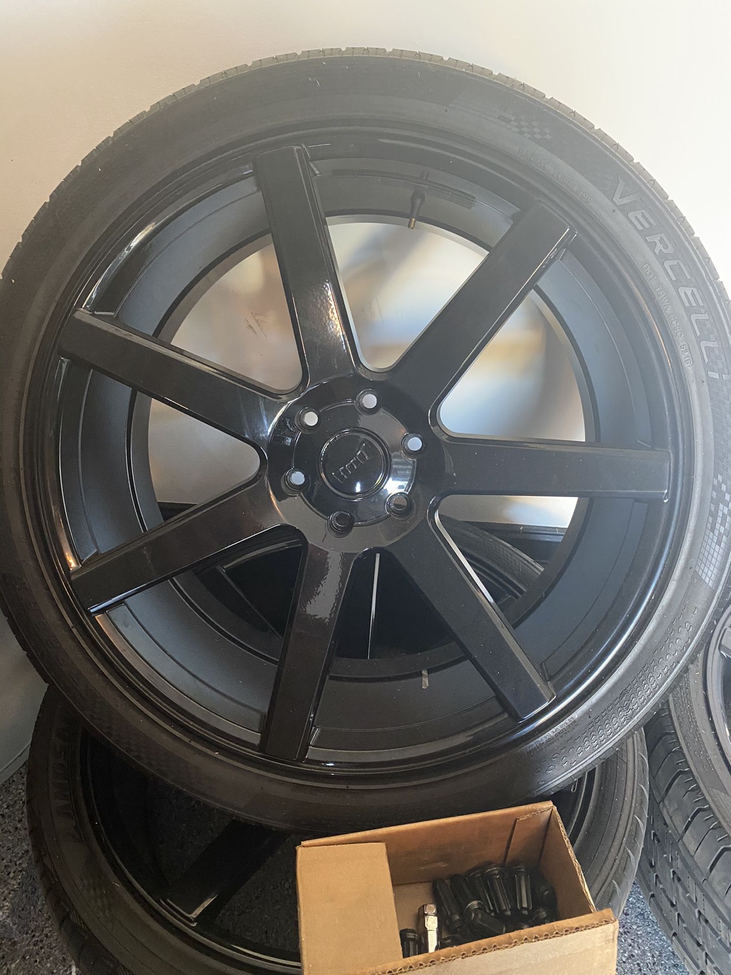 Dub Future 24” Rims Escalade Yukon Denali Tahoe for Sale in Boca Raton ...