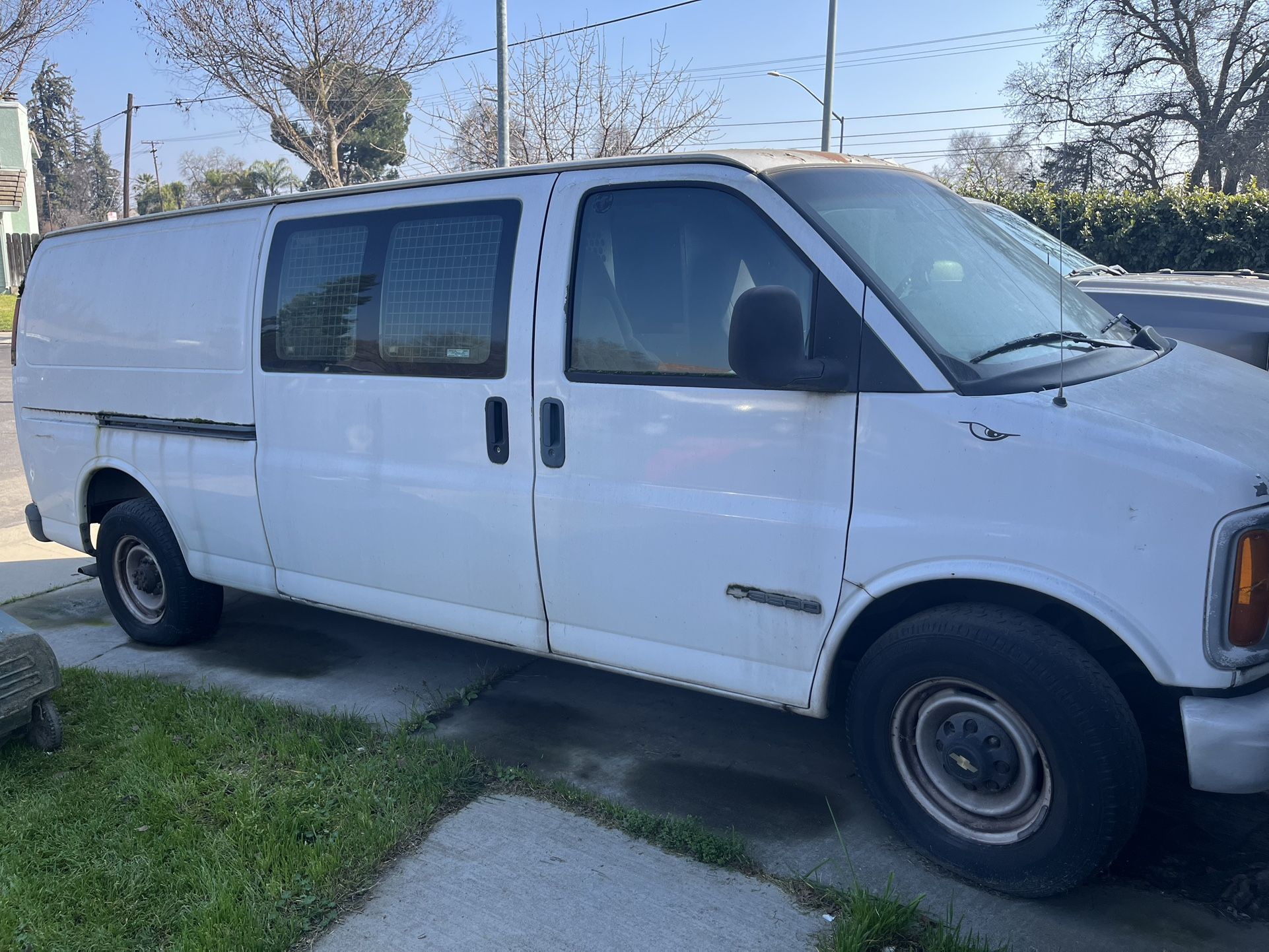 2001 Chevrolet Express for Sale in Modesto, CA - OfferUp