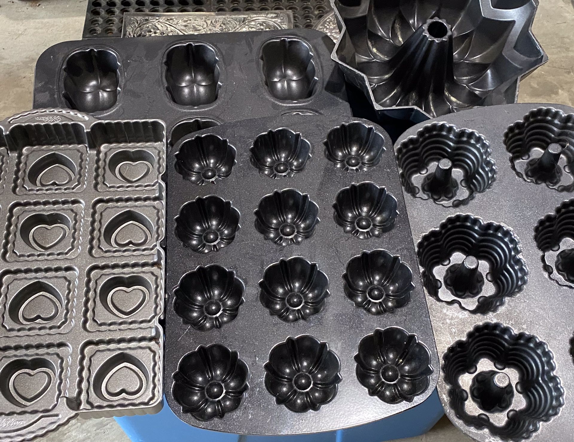 Delightfully Fun Mini Fluted Tube, Heart &Flower Shaped, Cake Pan & 9 ...