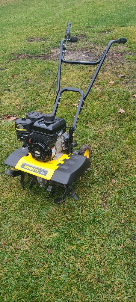 Brute Rototiller/Cultivator for Sale in Glen Ellyn, IL - OfferUp