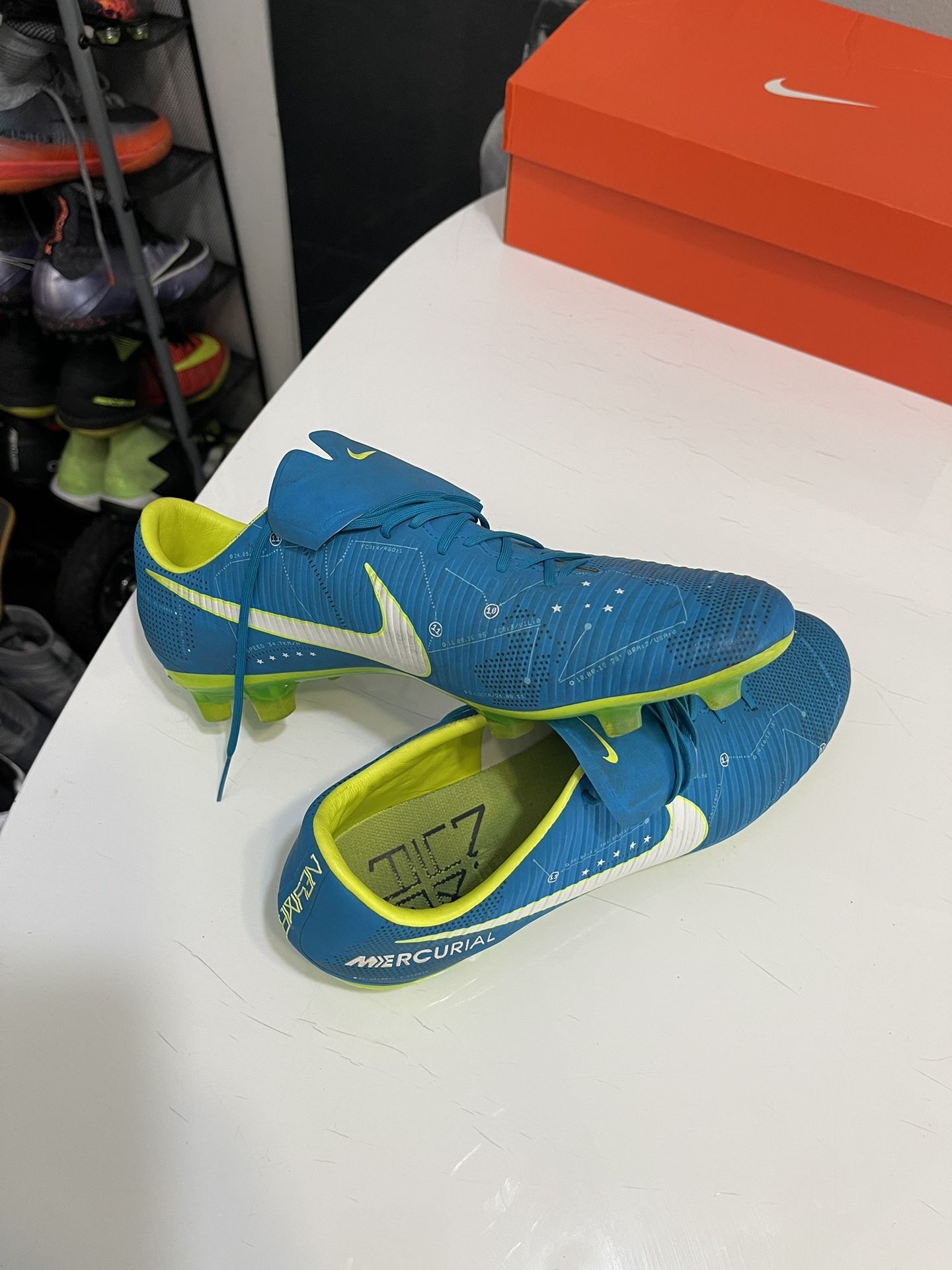 Neymar Mercurial X , Hypervenom Phantom 1 , Vapor Mercurial X ...