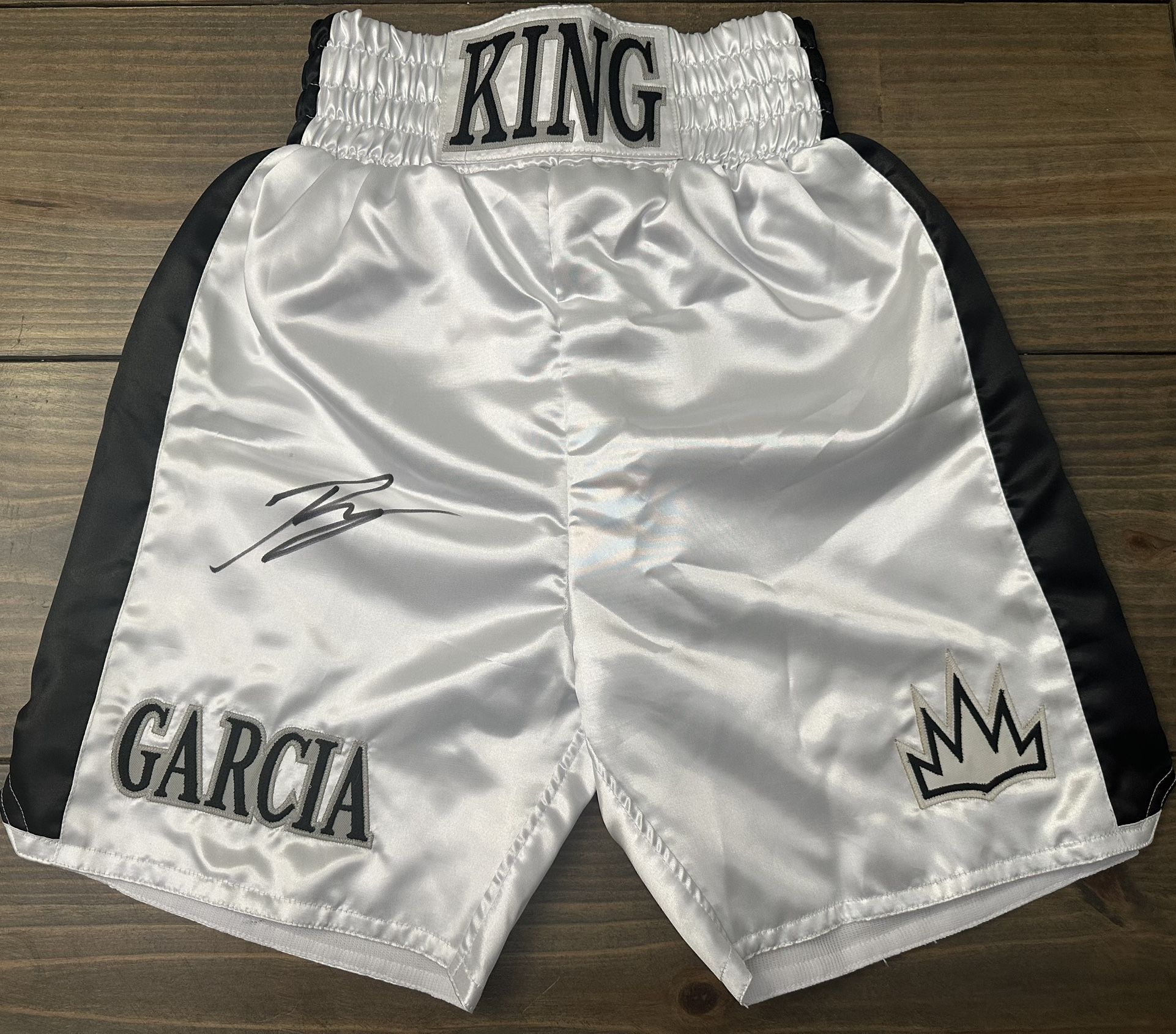 Ryan Garcia Autographed Boxing Trunks – Beckett Witnessed for Sale in ...