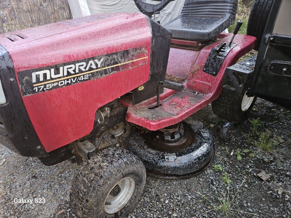 Murray Riding Mower for Sale in Tacoma, WA - OfferUp