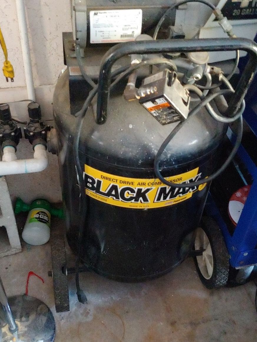 Black Max Air Compressor 4hp for Sale in Brooksville, FL - OfferUp
