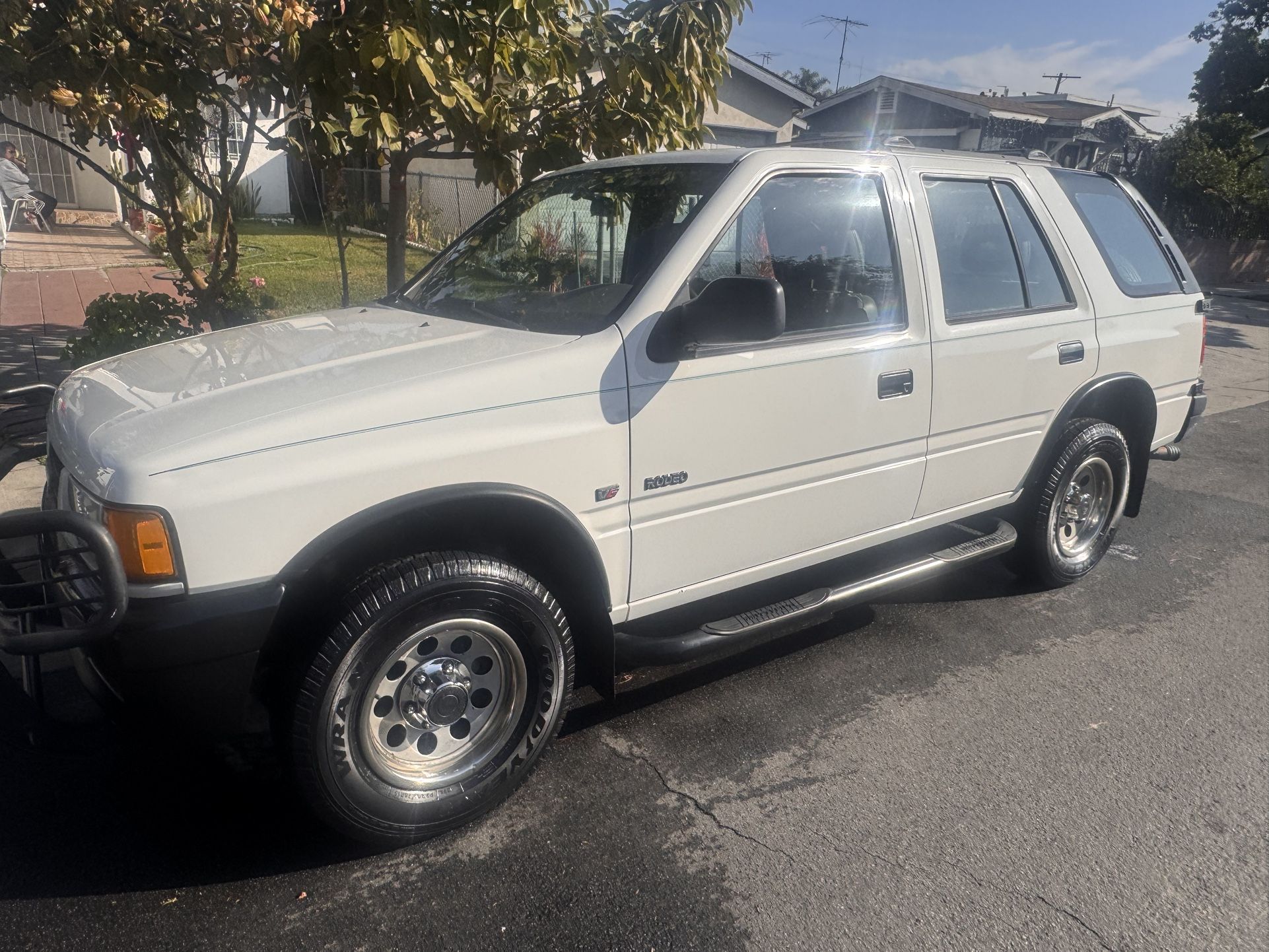 1995 Isuzu Rodeo for Sale in Los Angeles, CA - OfferUp
