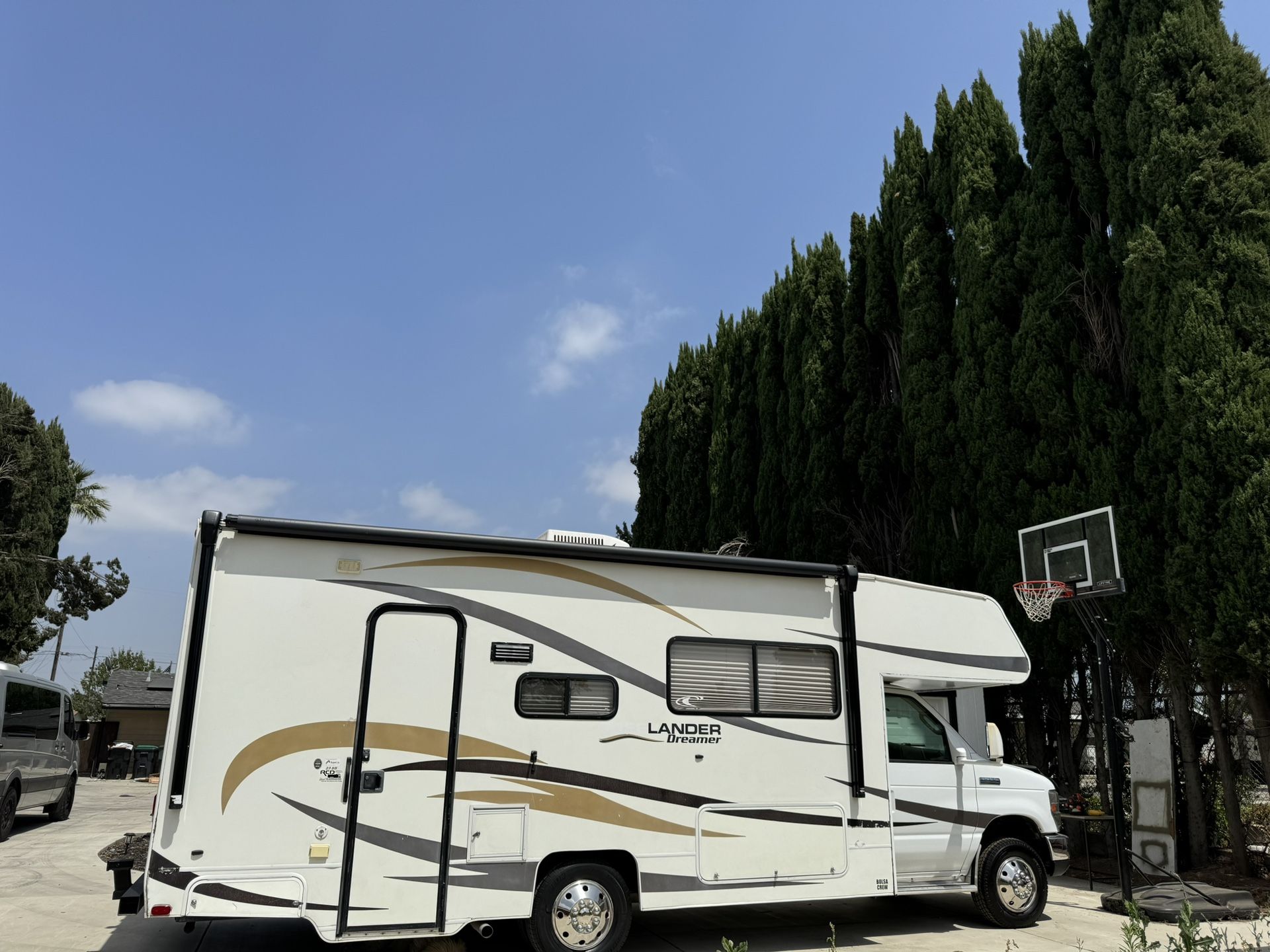 2010 Ford Coachmen Freelander for Sale in Chino, CA - OfferUp