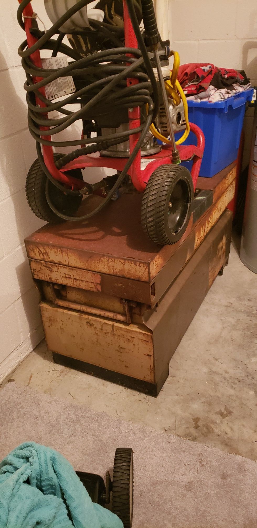 Metal Tool Box Chest Contractors for Sale in Valrico, FL - OfferUp