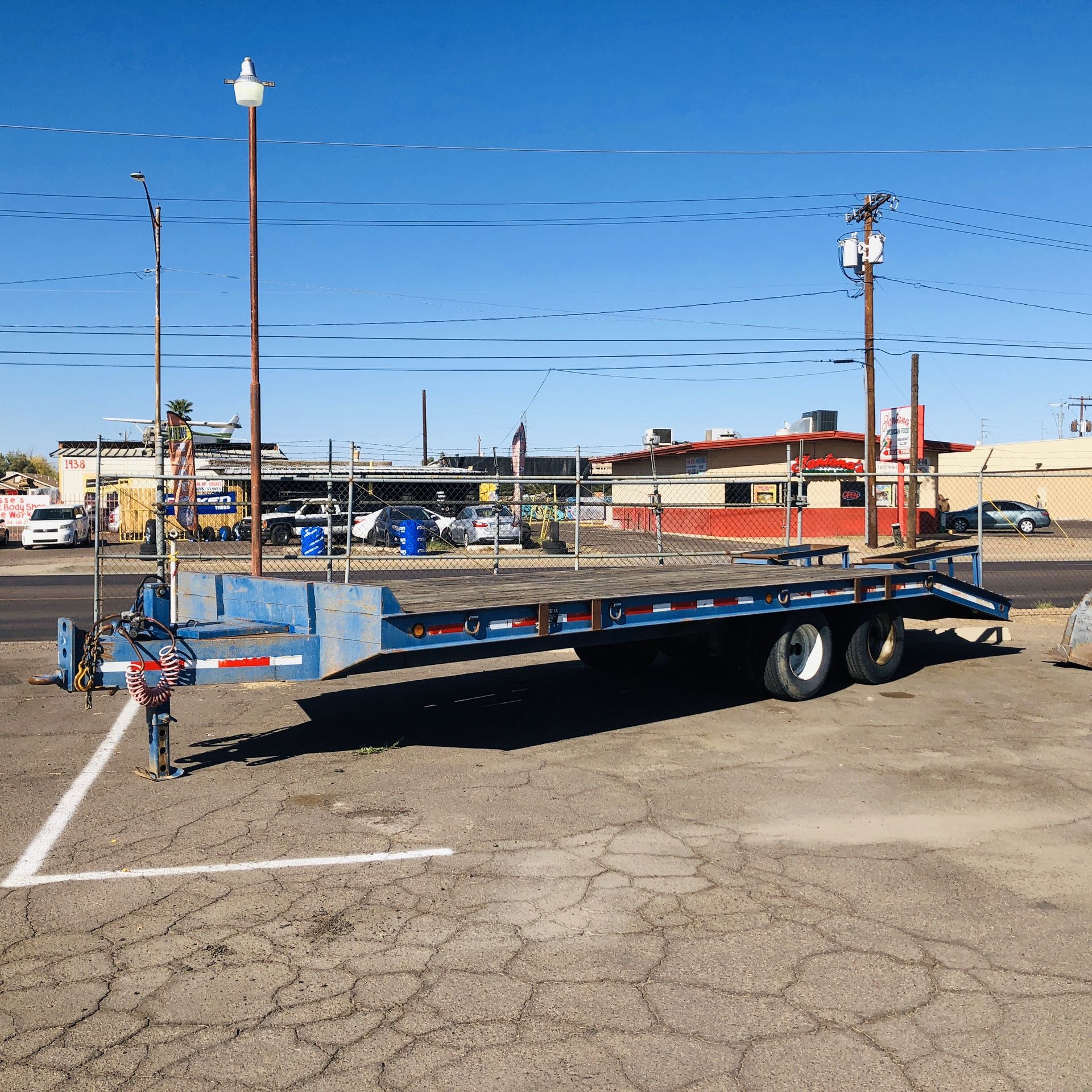 1997 MCT Heavy Duty Backhoe Equipment Trailer 24’ for Sale in Phoenix ...