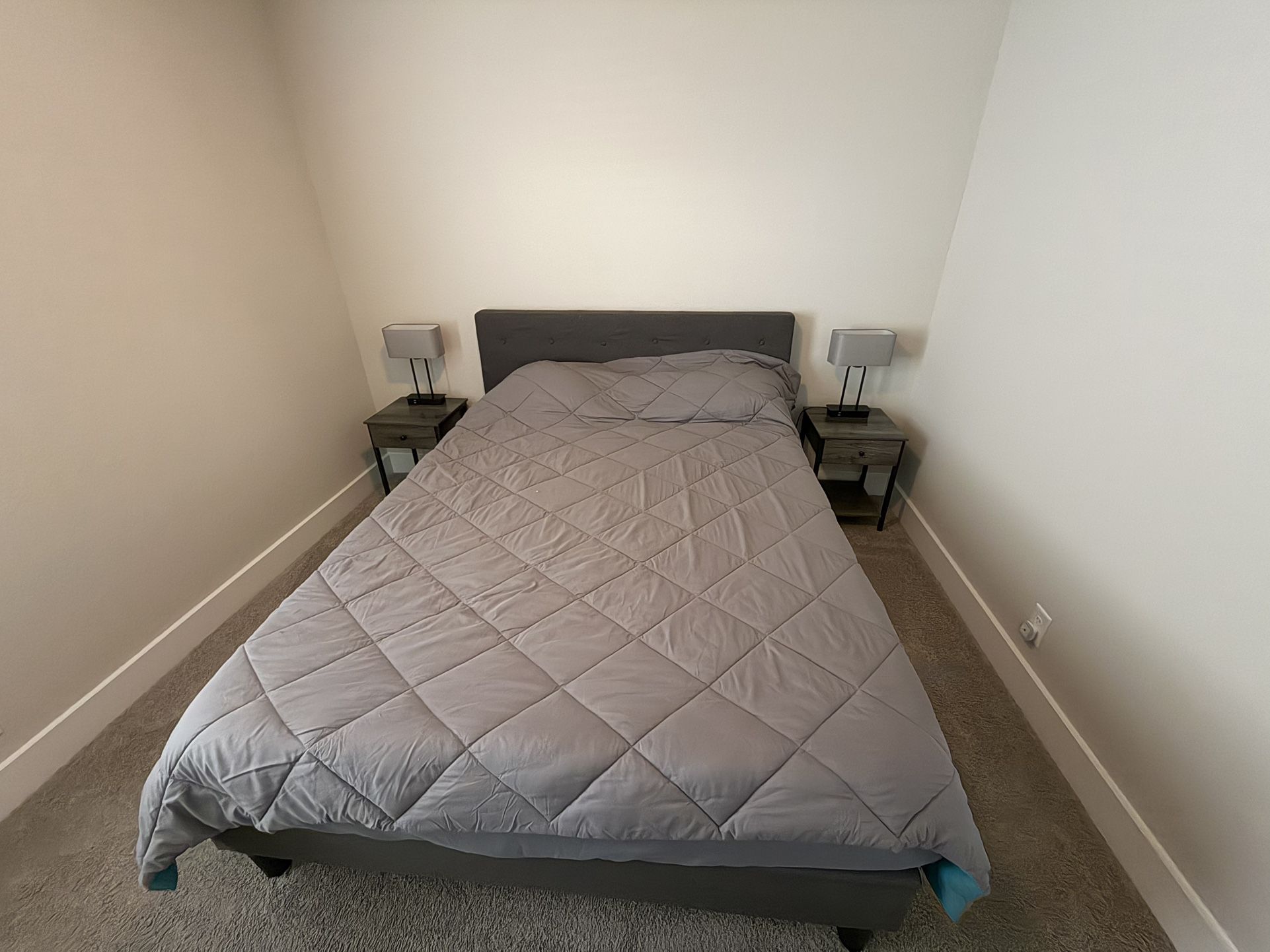 Queen Bedroom Set $600 (firm) for Sale in San Antonio, TX - OfferUp