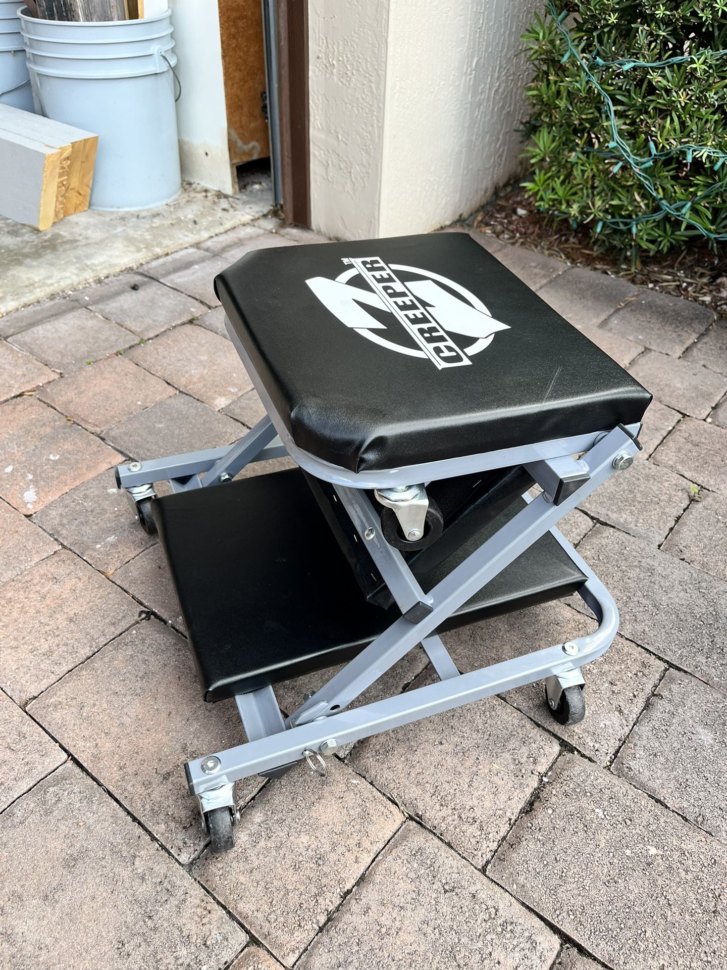 Pro Lift Z Creeper Mechanic for Sale in Miami, FL - OfferUp