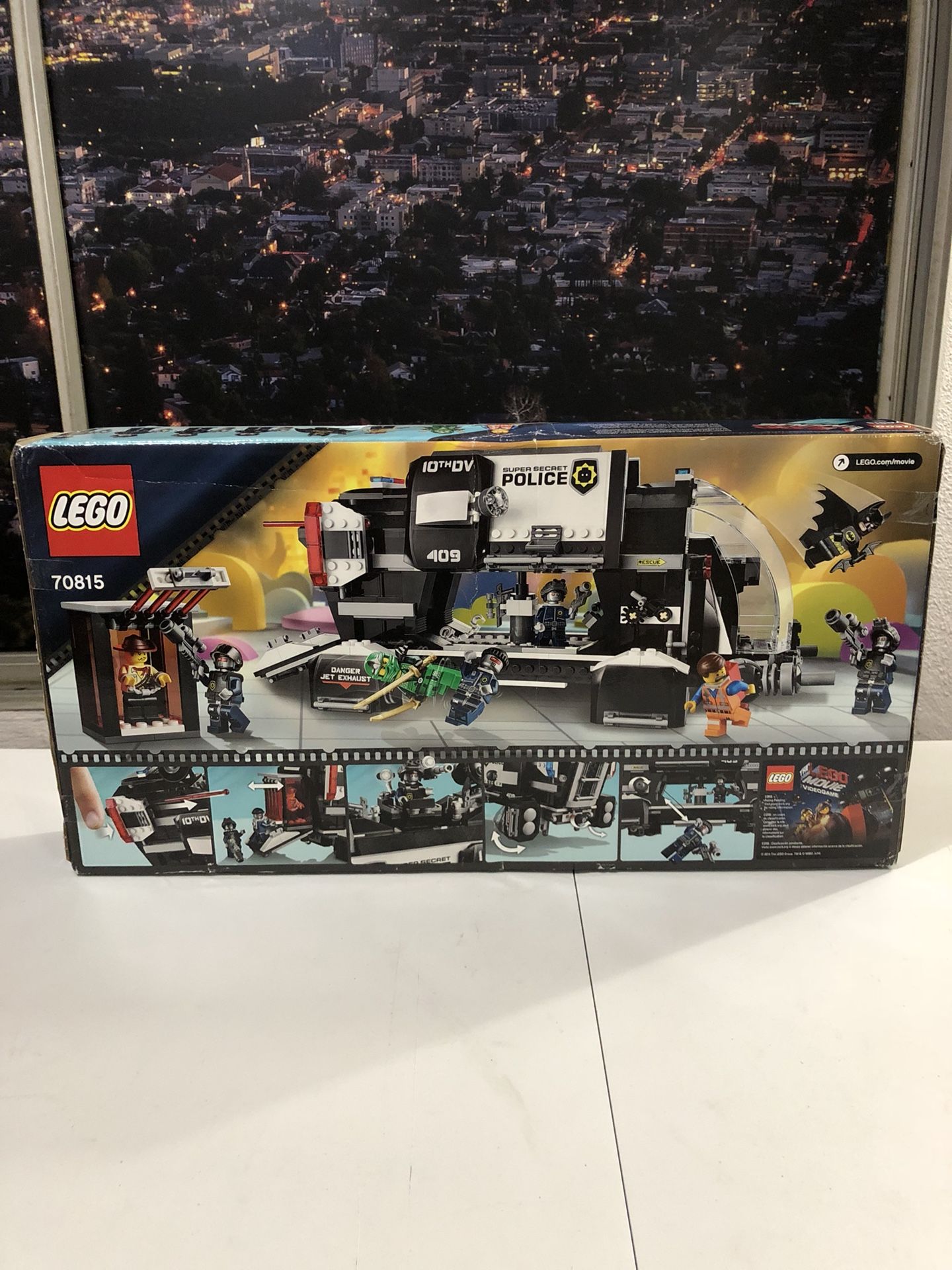 The Lego Movie Super Secret Police Dropship Instructions
