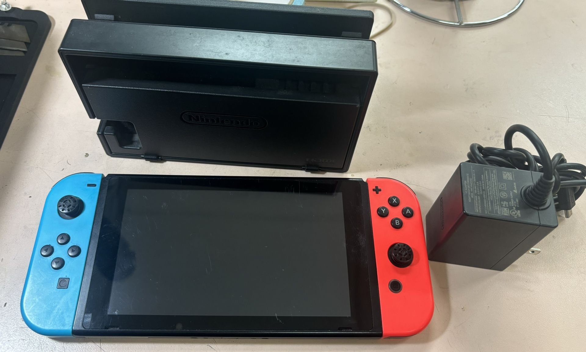 Nintendo Switch W Cradle And Charger for Sale in Miami, FL - OfferUp