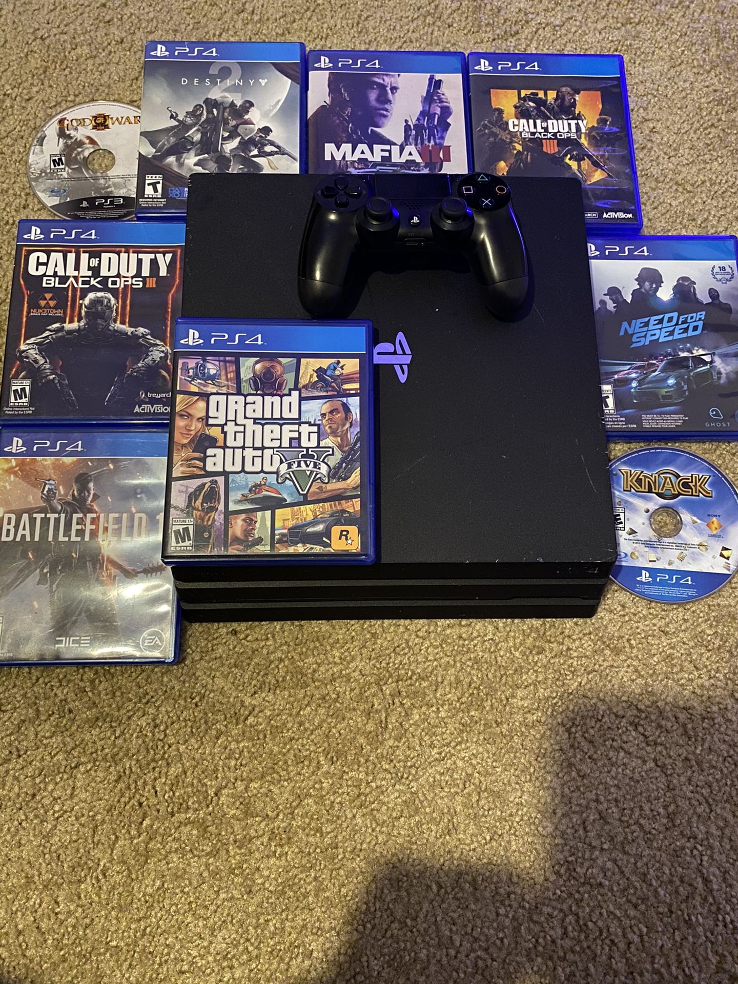 Excellent condition Sony PlayStation 4 Pro Bundle pack for Sale in Downey, CA - OfferUp