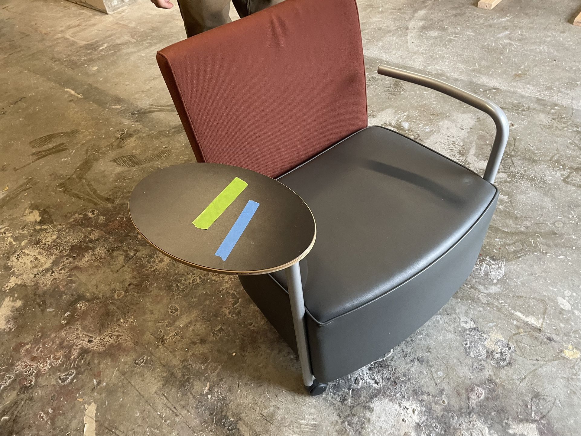 Herman Miller Celeste Mobile Tablet Chair for Sale in Kenmore, WA - OfferUp