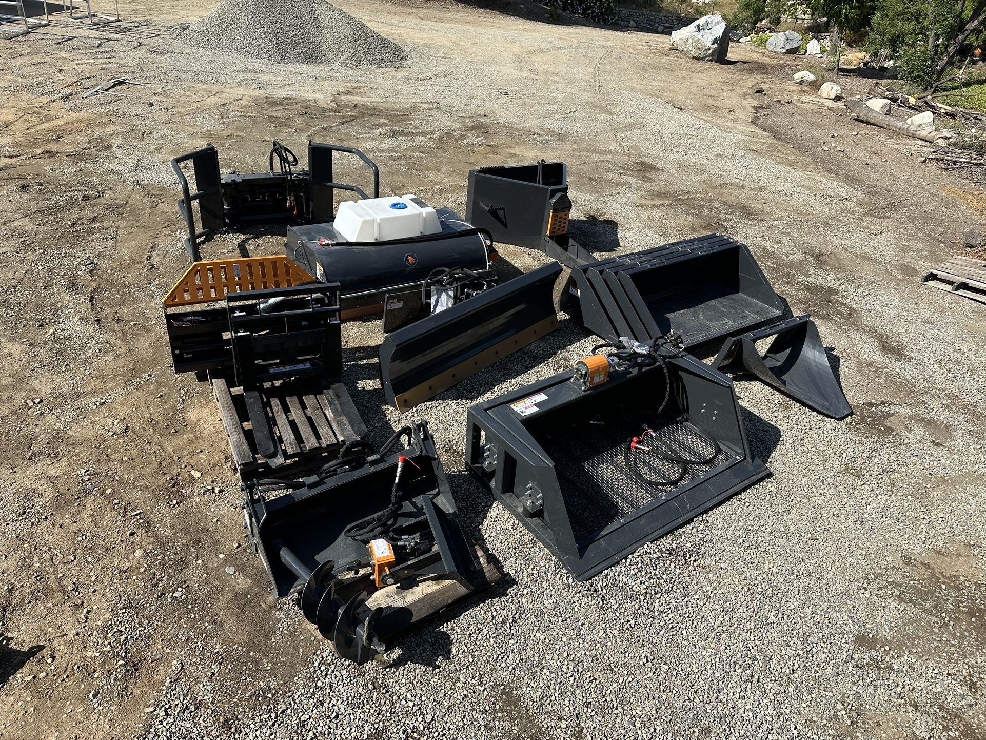 Skid Steer Attachments For Bobcat Caterpillar Toro John Deere Case ...