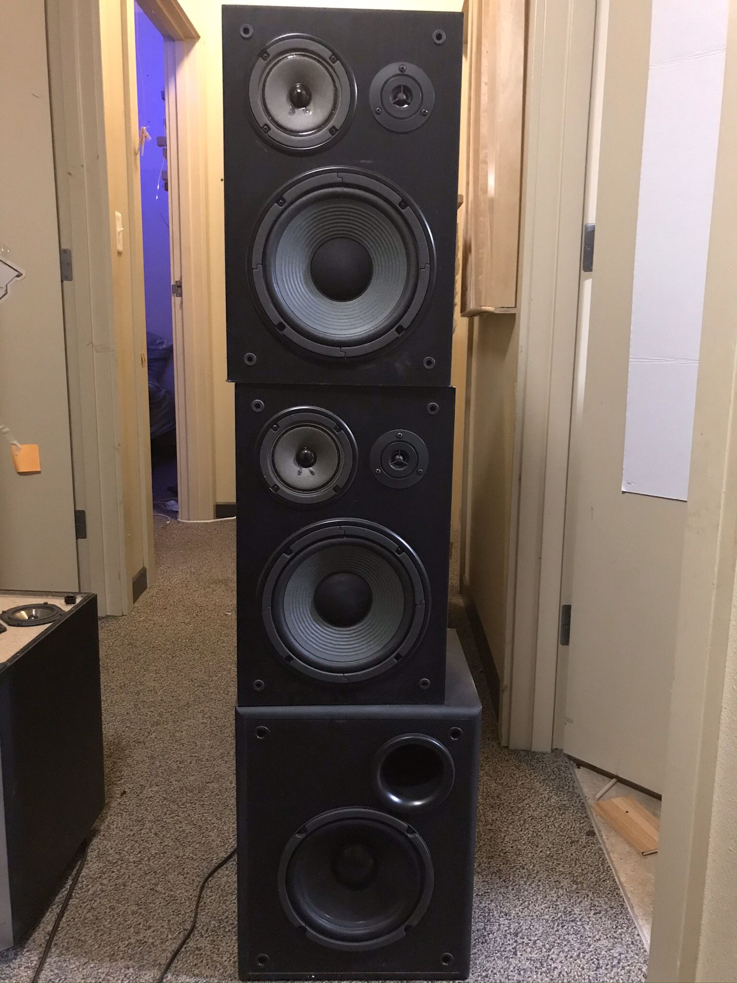 Bad ass vintage Yamaha speaker system with active sub for Sale in ...