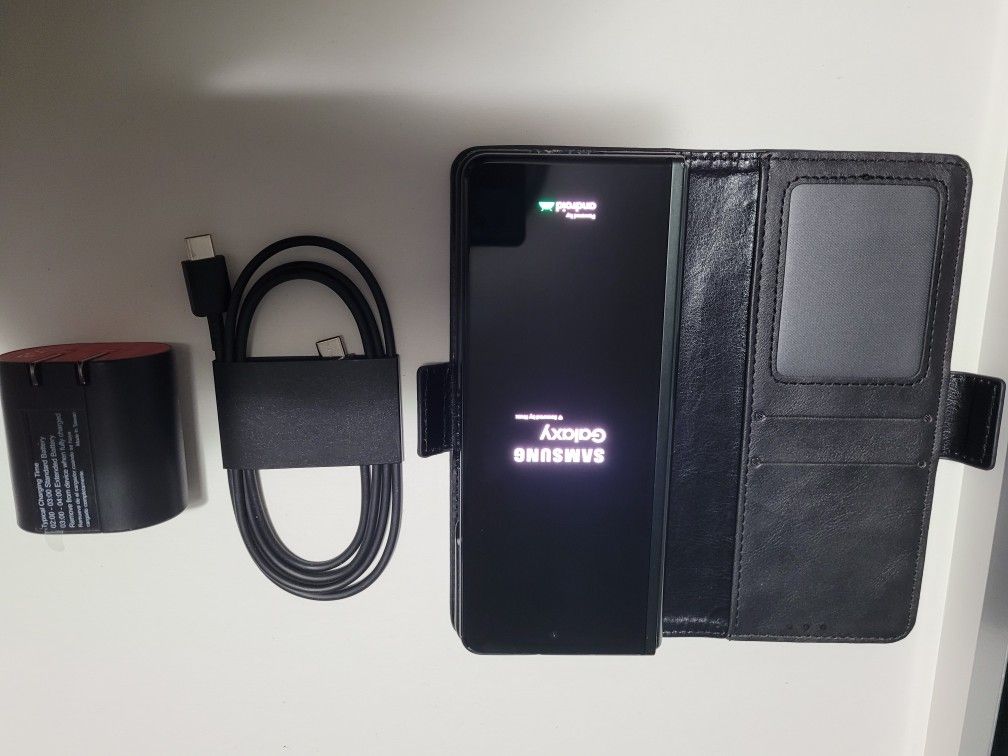 ATT Samsung Galaxy fold z3 5G for Sale in Shoreline, WA - OfferUp