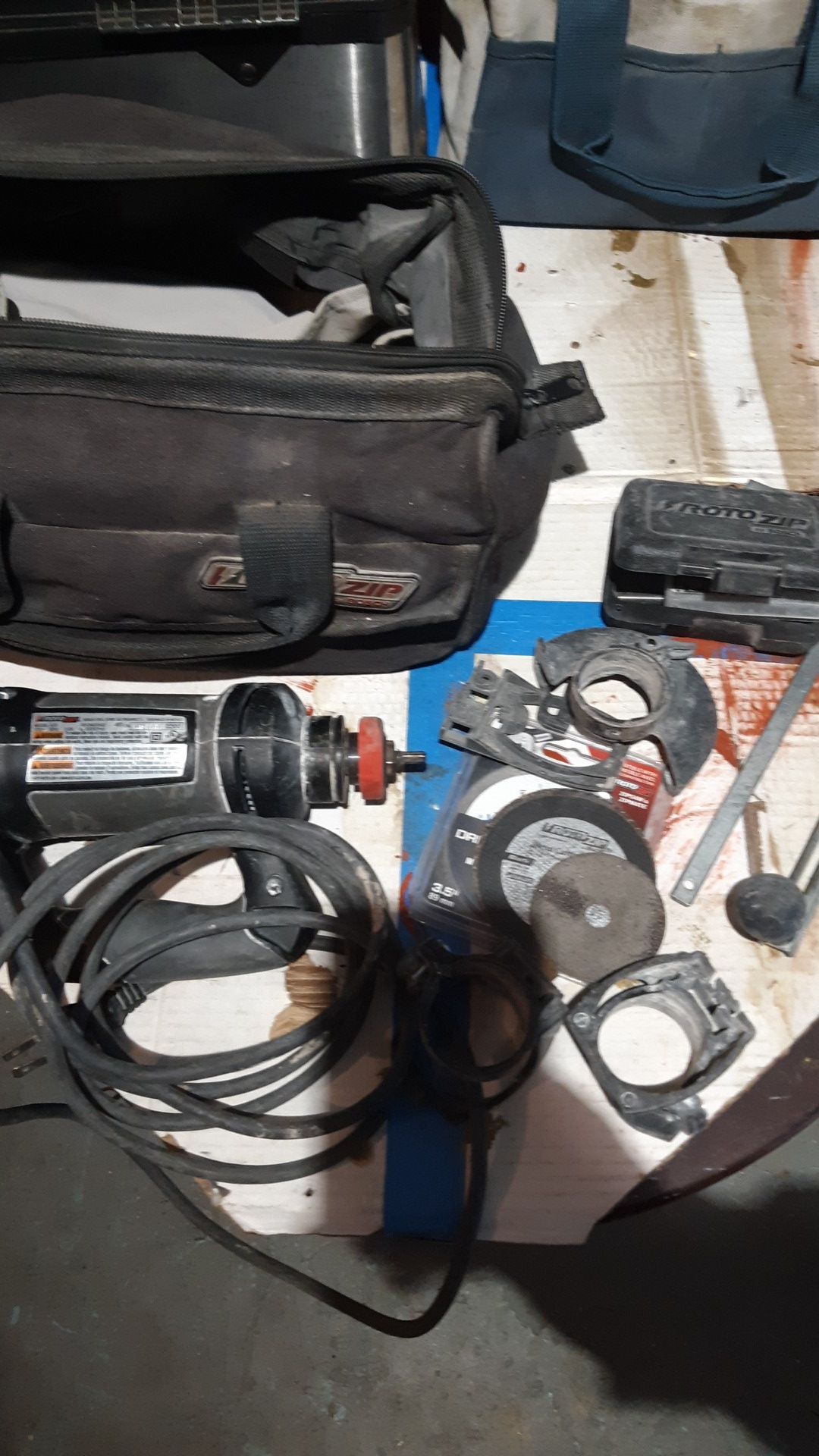 Bosch Rotozip RZ5 Rotary Tool w/Bag & Accessories for Sale in Oceanside ...