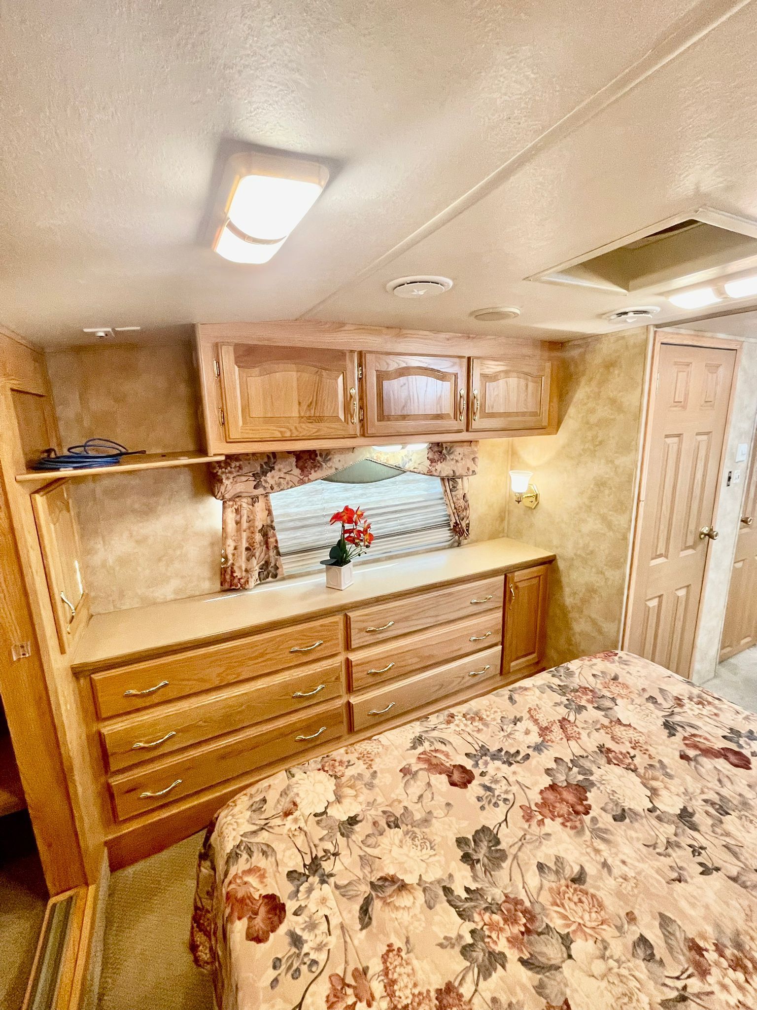 2003 Keystone Everest Fifth Wheel / Travel Trailer / RV for Sale in ...