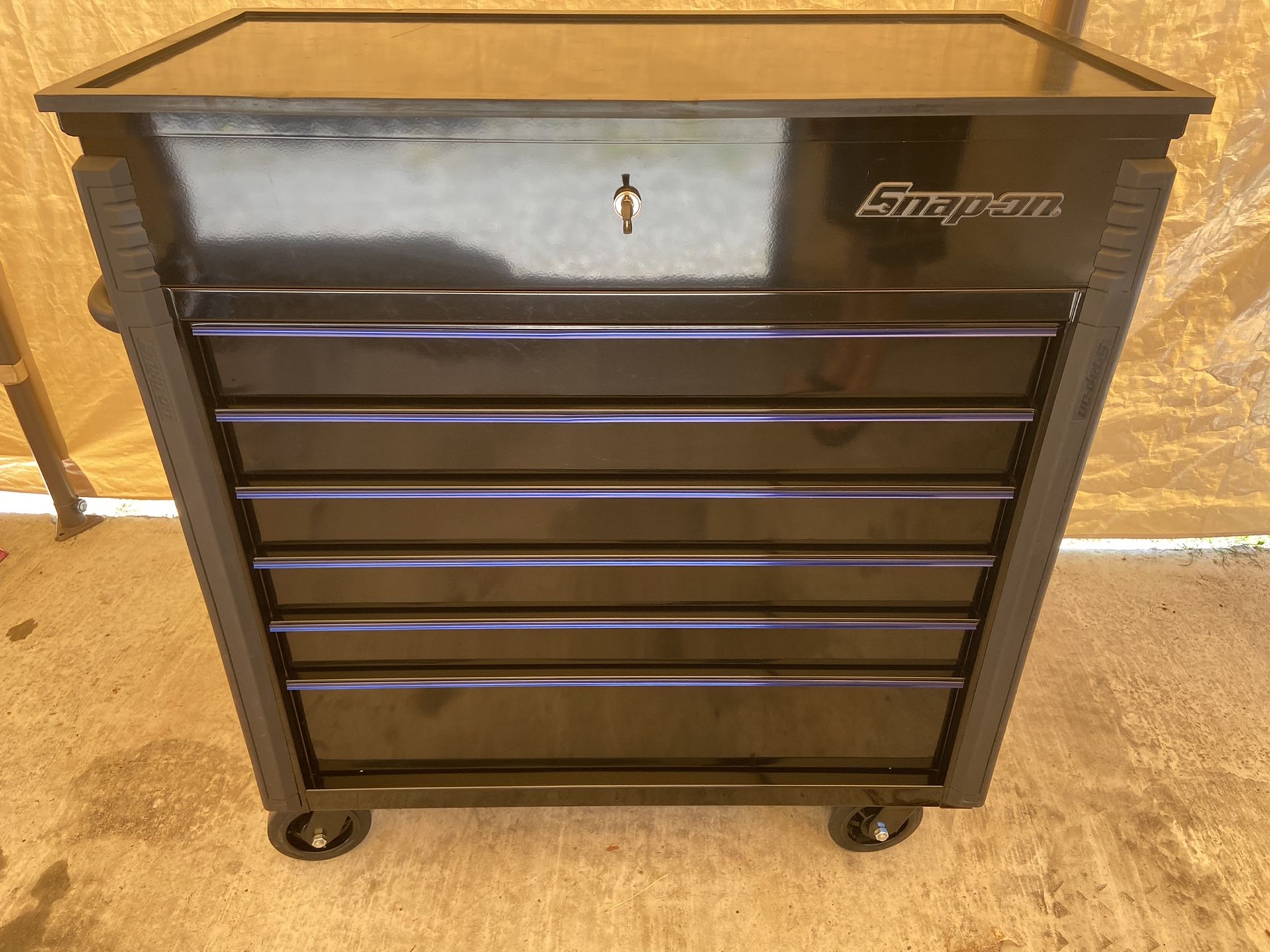 Snap On 40 Six Drawer Roll Cart Tool Box For Sale In Puyallup Wa