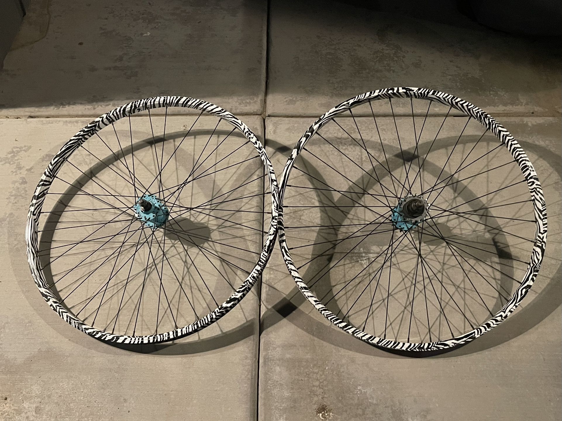 Throne 29er rim Zebra 29” rim for Sale in Pumpkin Center, CA - OfferUp