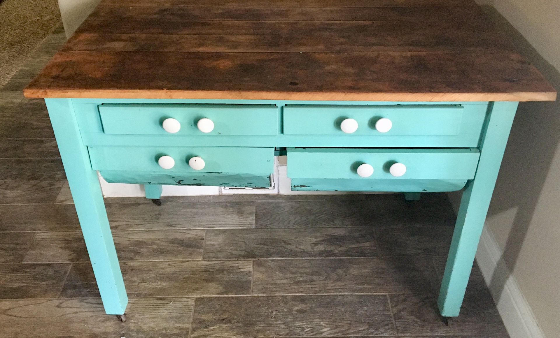 Antiqu Rustic Farmhouse Possum Belly Table for Sale in Dallas, TX - OfferUp