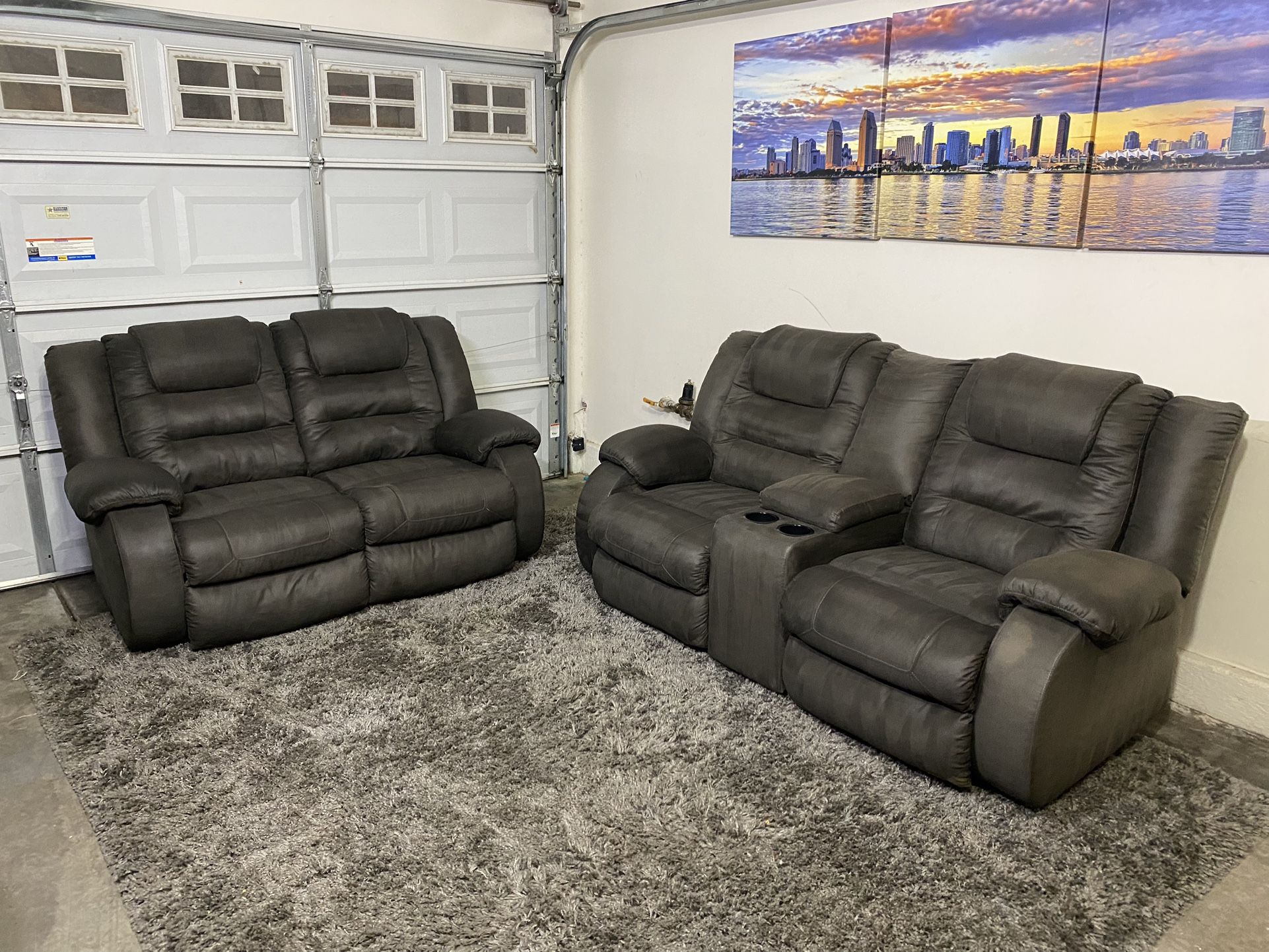 * Like New * Ashley Furniture 2pc Recliner Set ( Free Delivery ) for ...