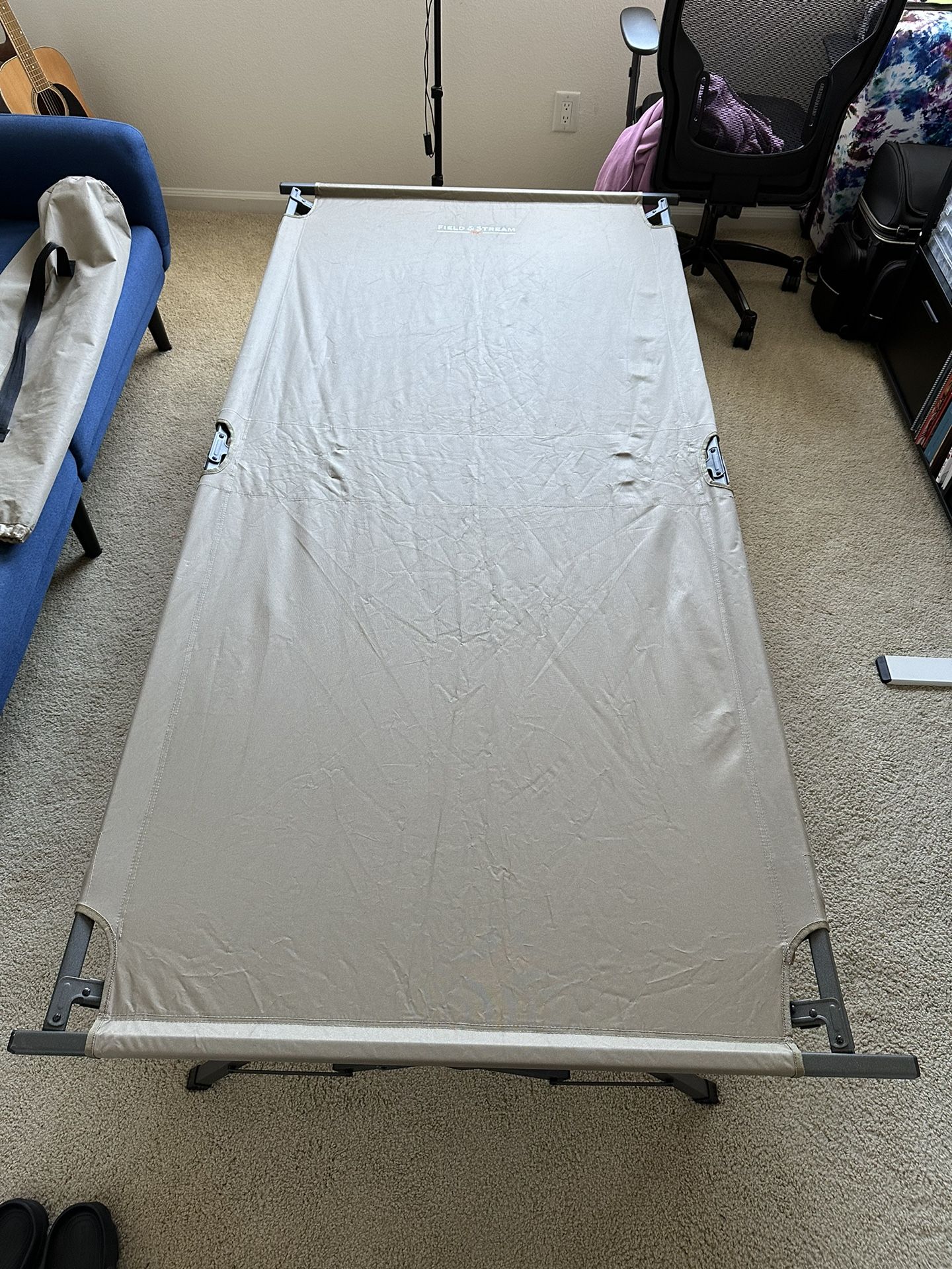 Large Cot for Sale in San Diego, CA - OfferUp