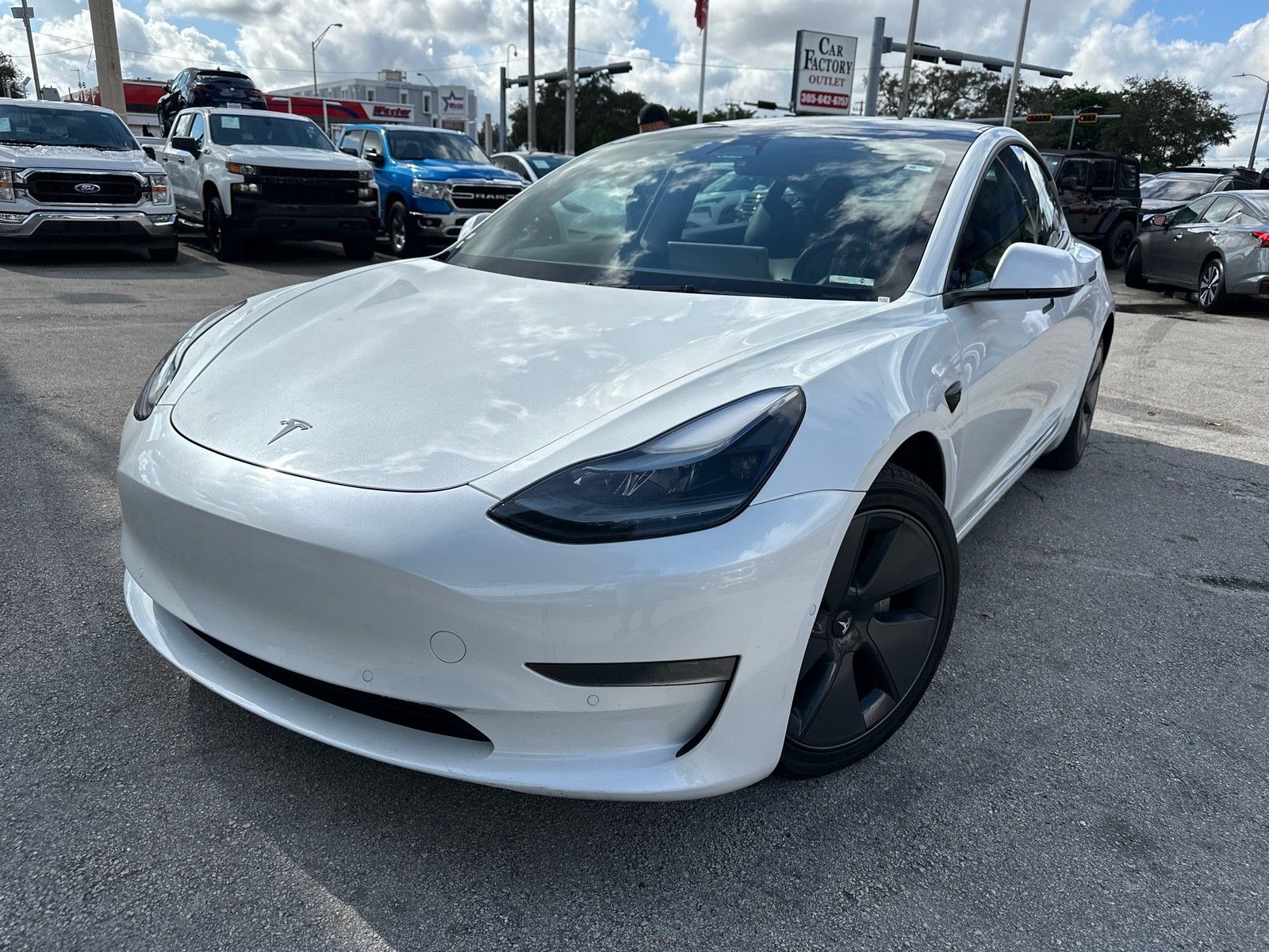 2022 Tesla Model 3 for Sale in Miami, FL - OfferUp
