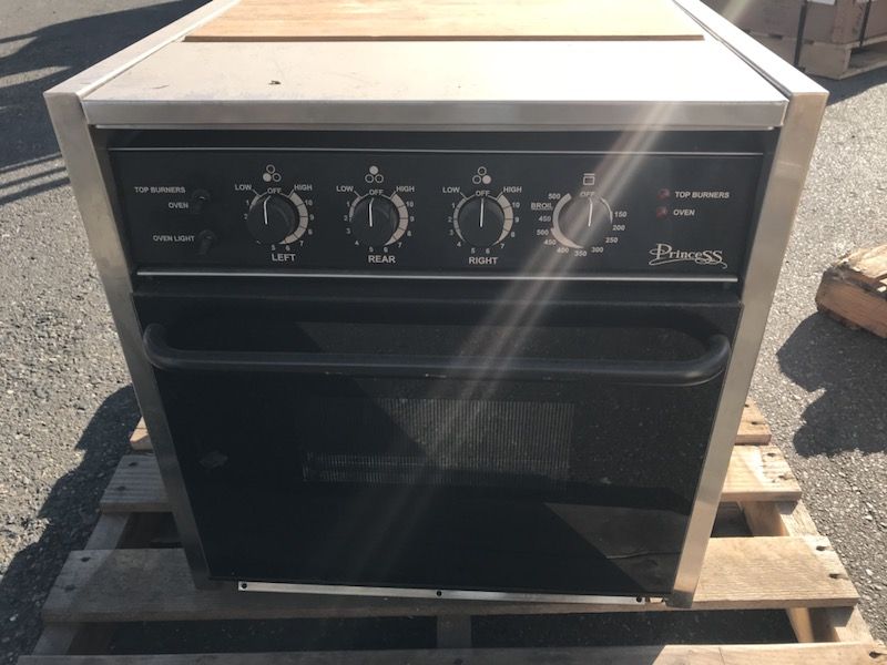 Seaward Princess model 3347-13 electric oven and range for Sale in ...